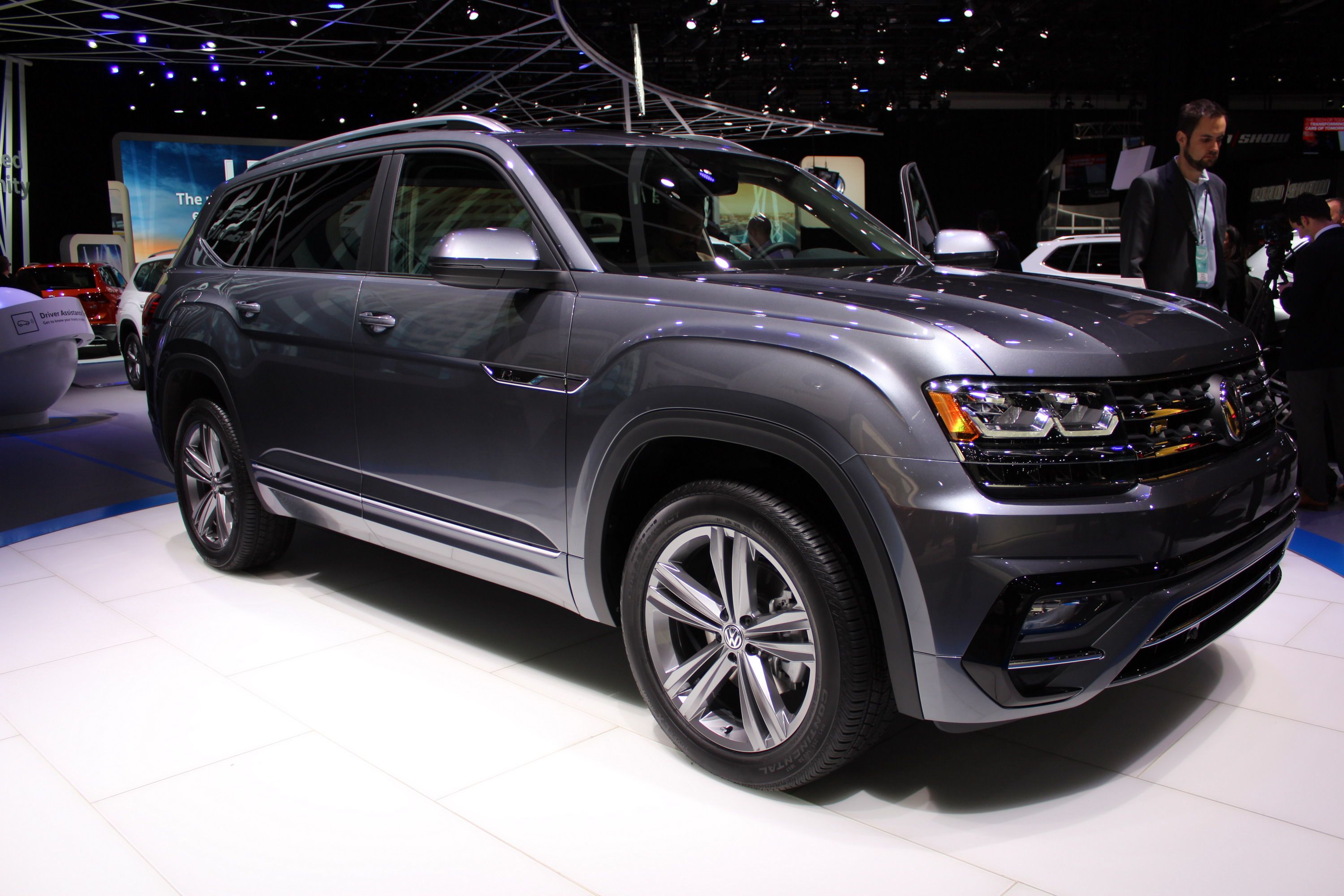 2017 Volkswagen Atlas R-Line