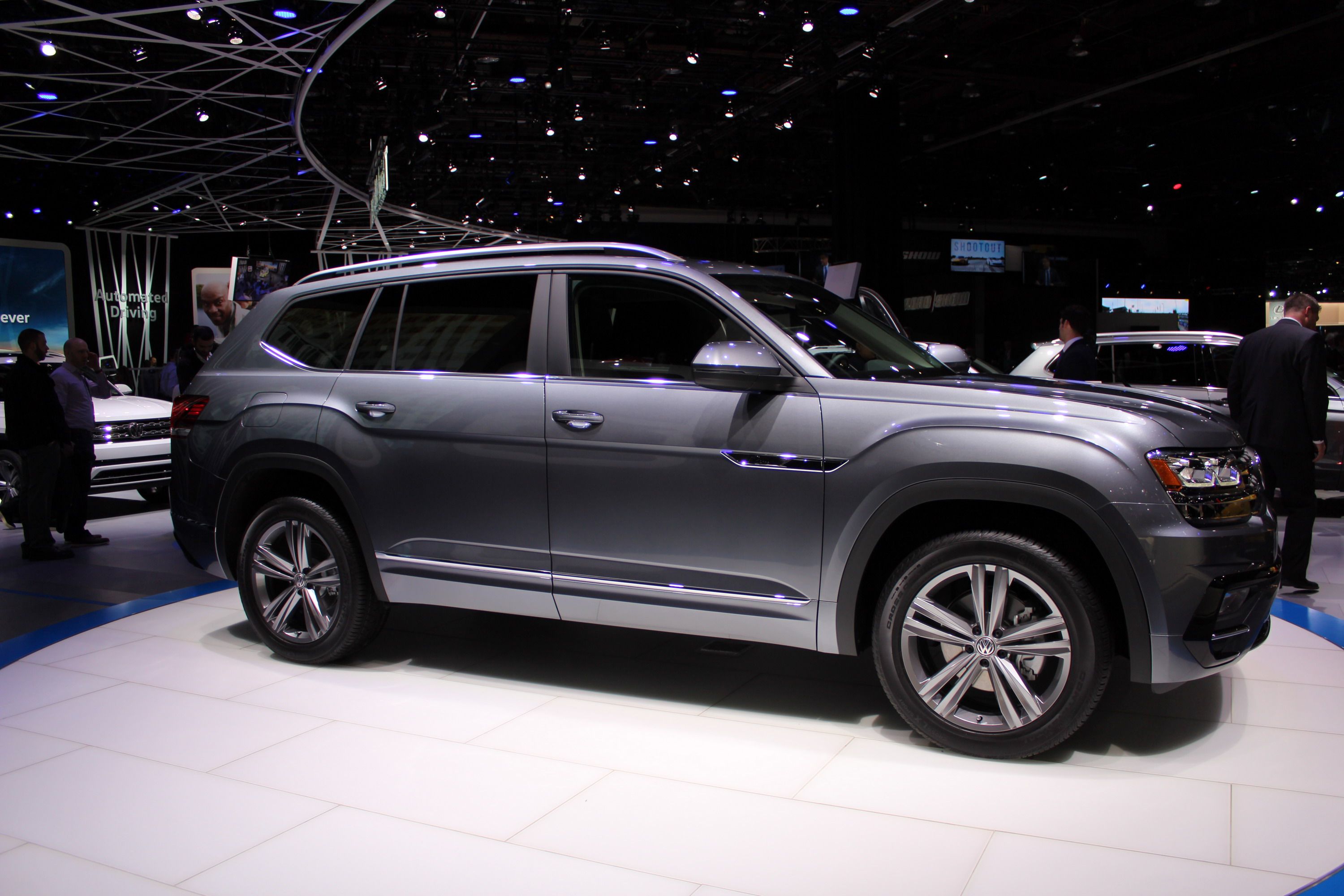 2017 Volkswagen Atlas R-Line
