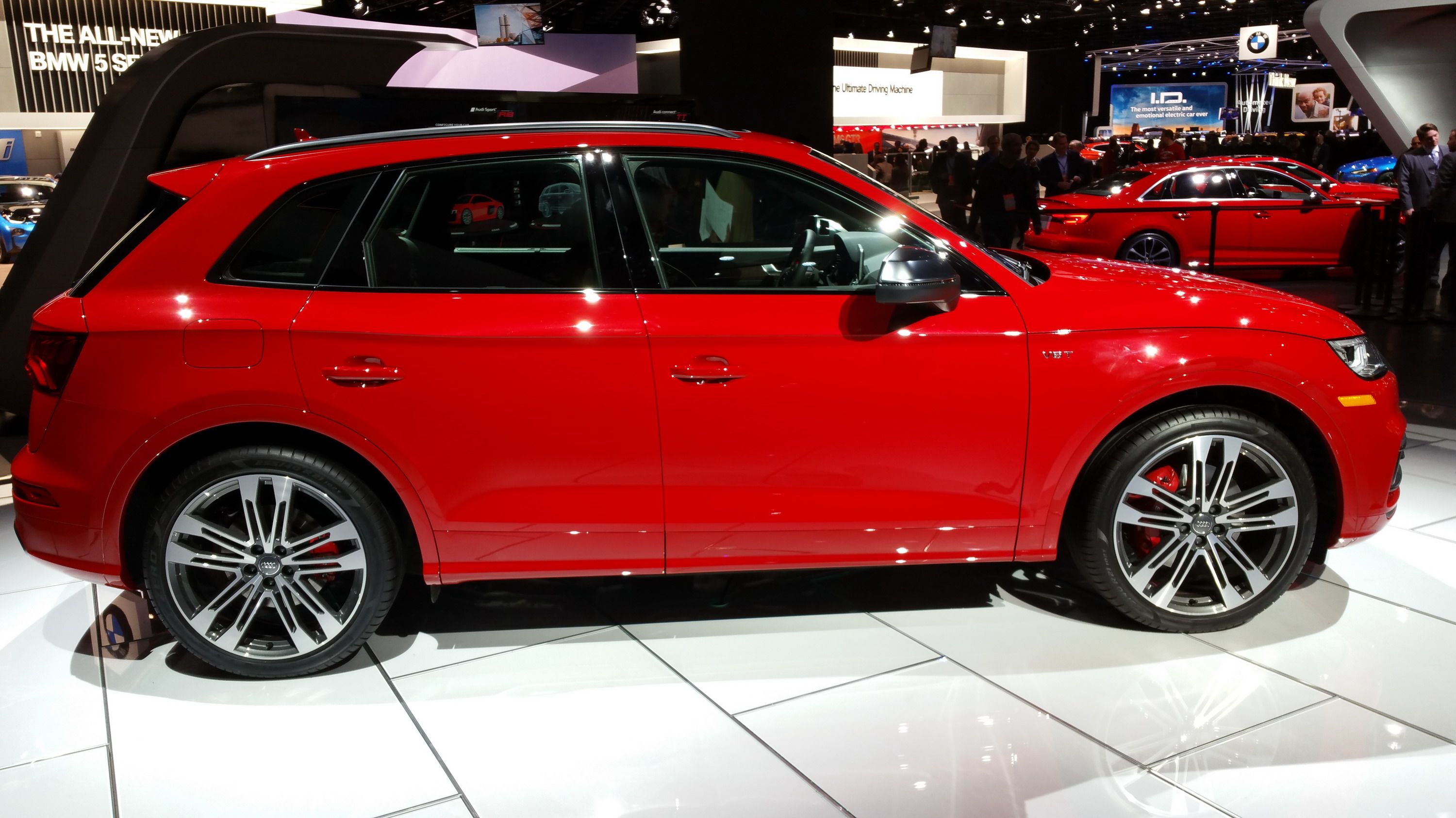 Audi Adds More Fast To The SQ5 With Extra Torque, New Air Suspension