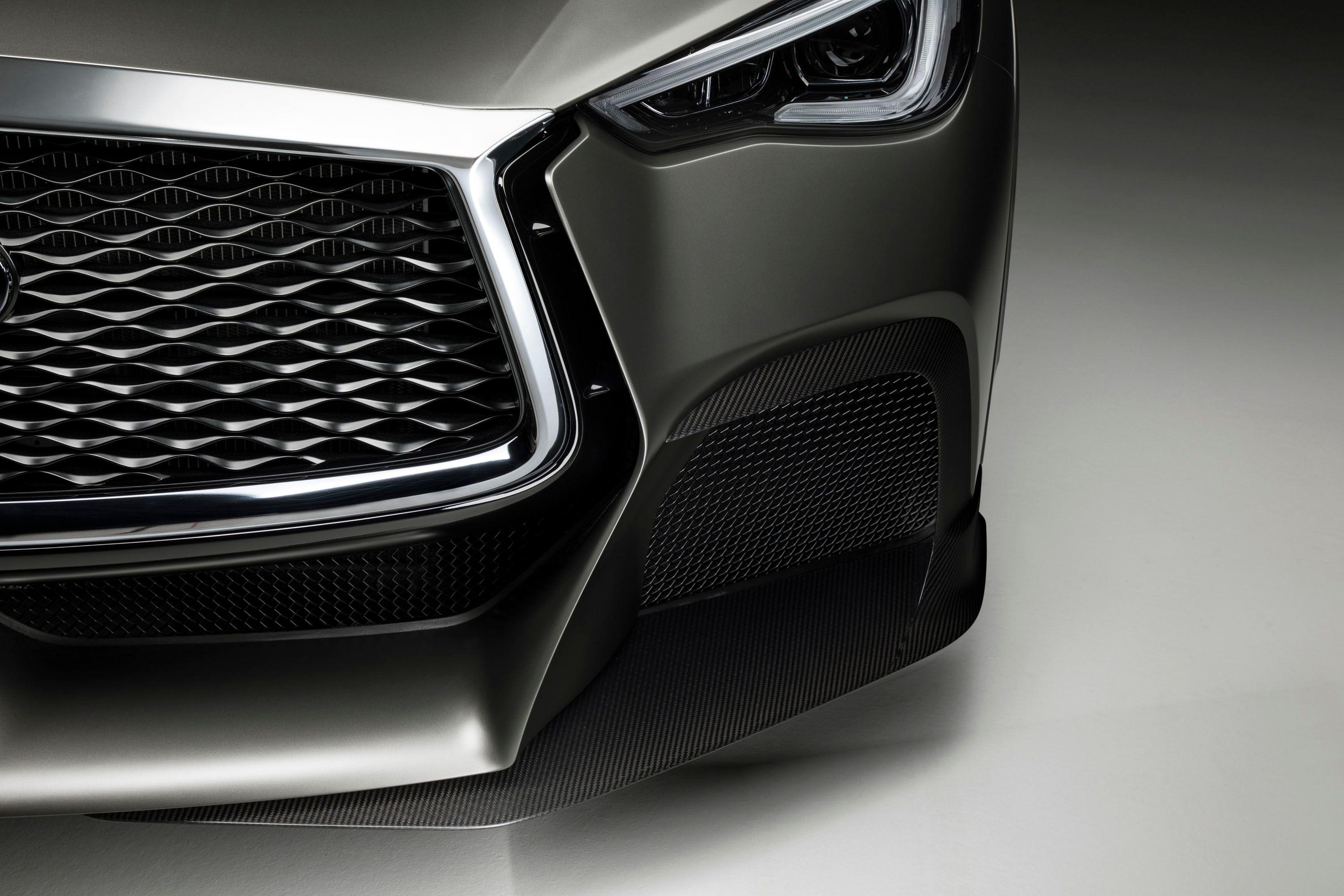 Infiniti Project Black S Gets Hybrid Powertrain for Paris