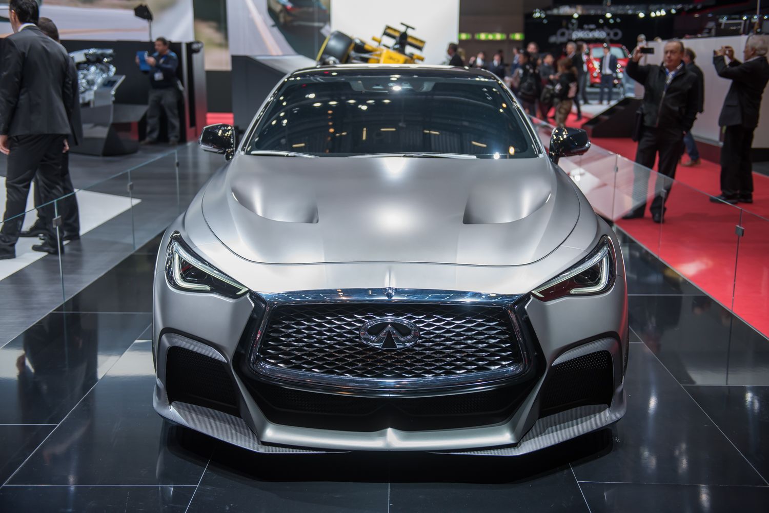 Infiniti Project Black S Gets Hybrid Powertrain for Paris