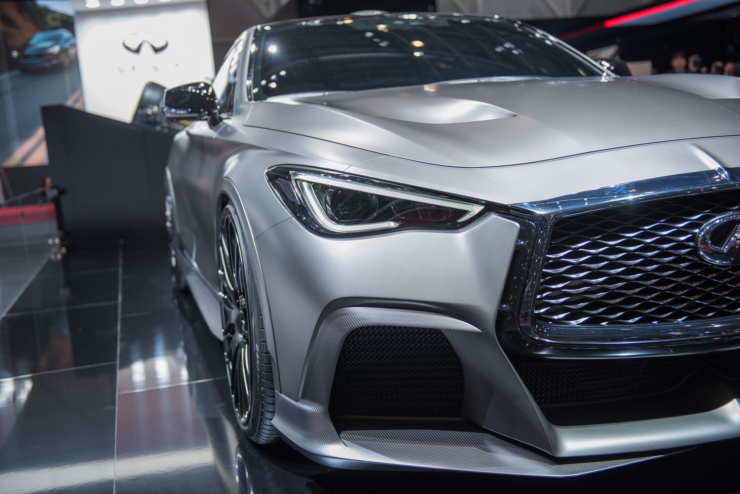 Infiniti Project Black S Gets Hybrid Powertrain for Paris