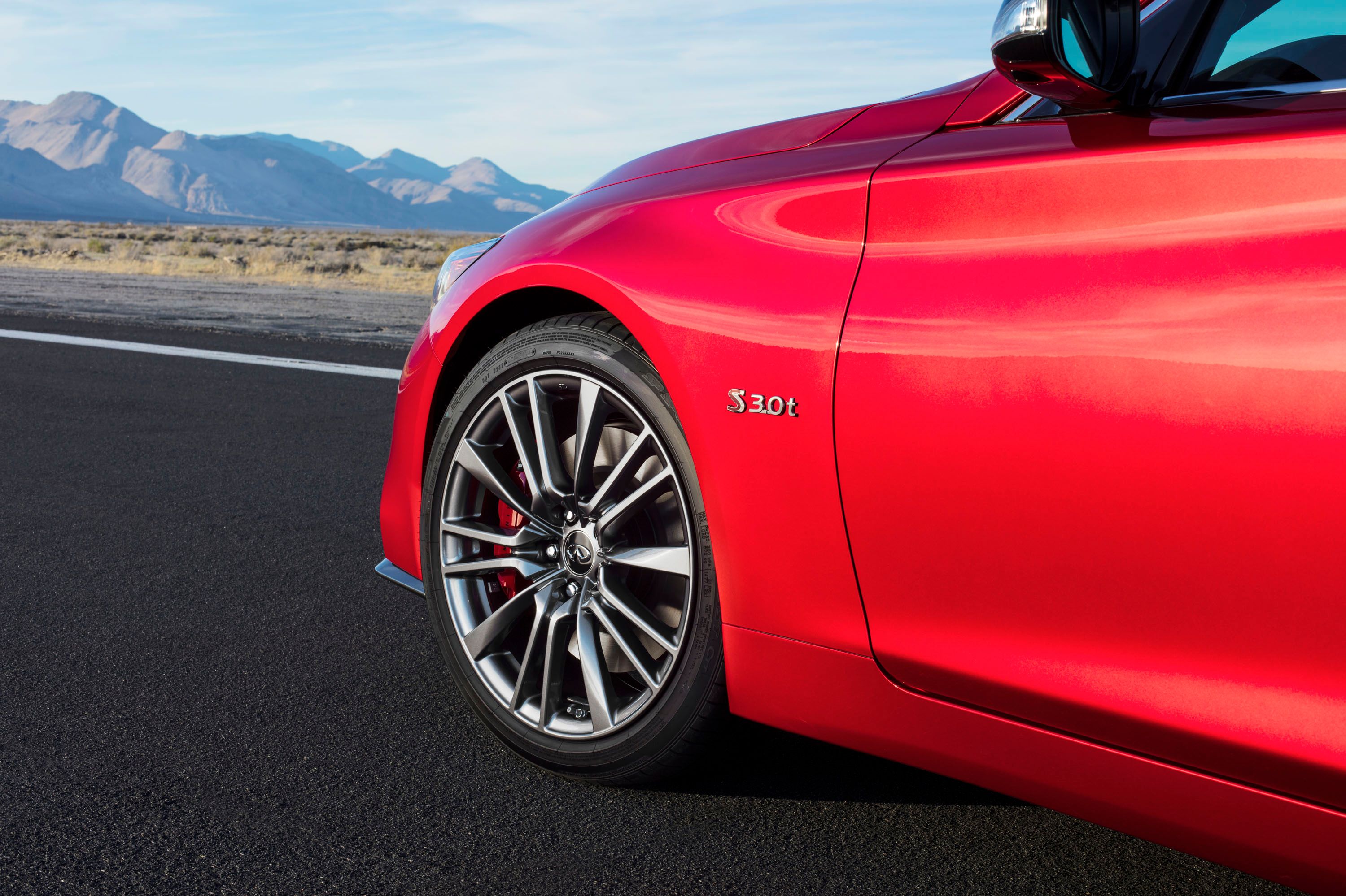 Infiniti Q50 Brings Innovative Technologies To Geneva