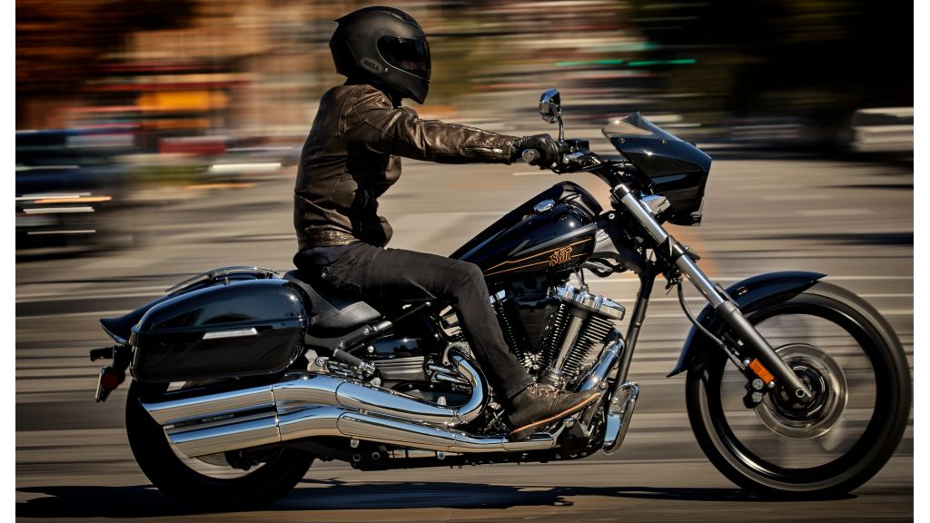 2015 - 2017 Yamaha Raider