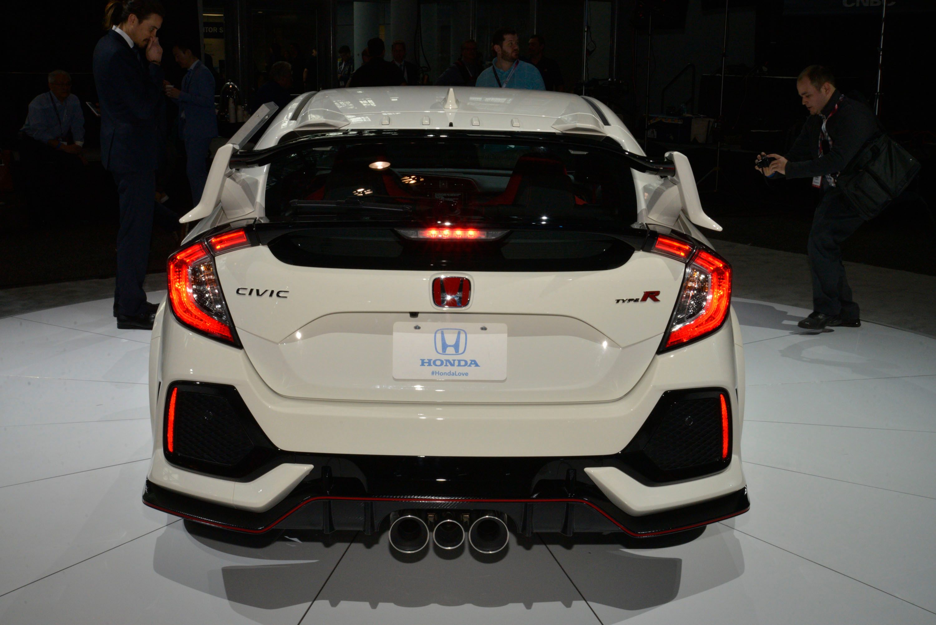 Honda Civic Type R Puts On White Suit, Comes to America