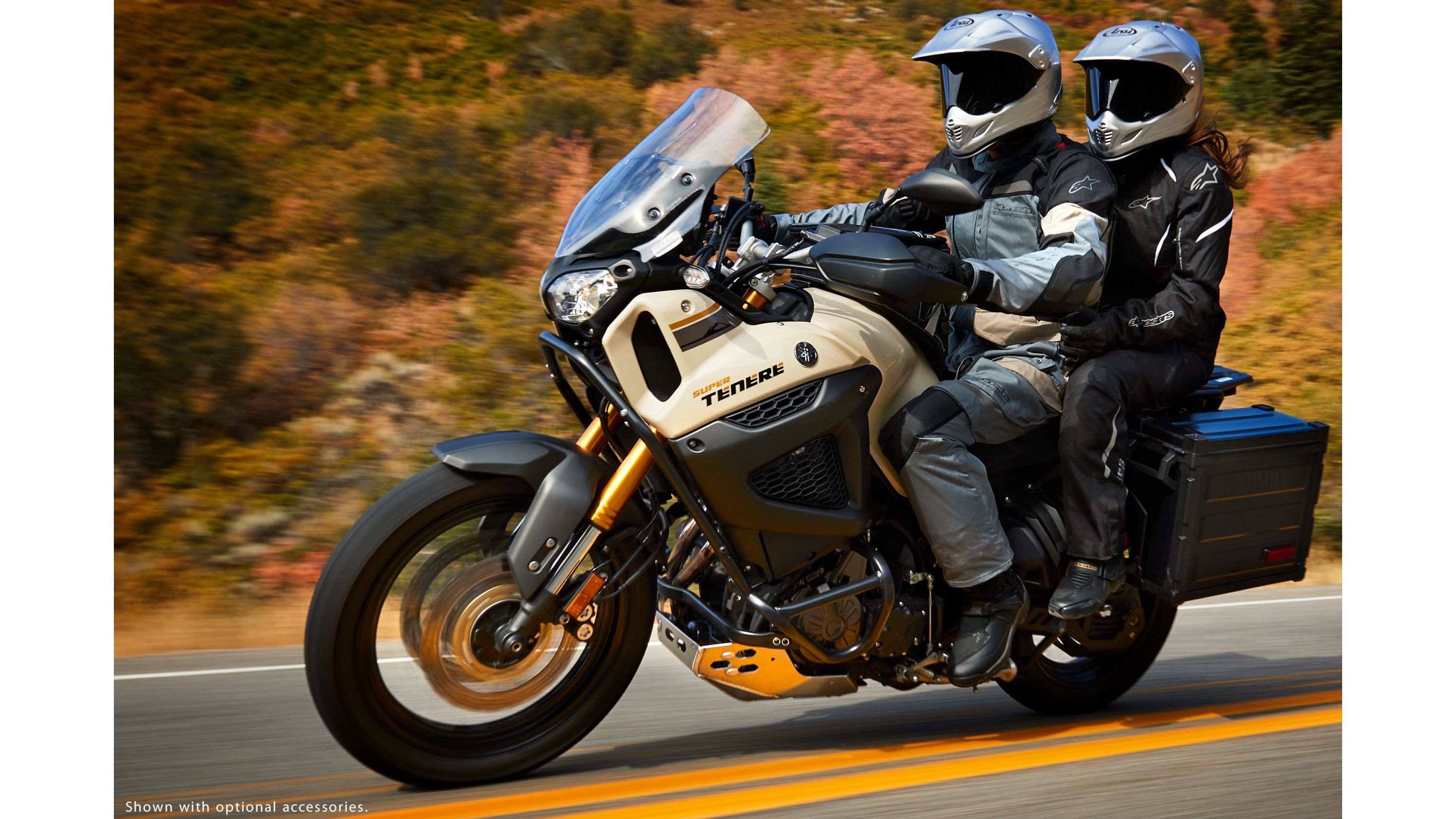 2022 Yamaha Super Ténéré - Performance, Price, and Photos