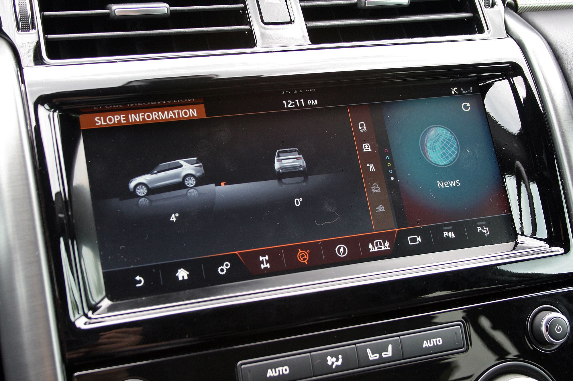 The Off-Road Tech that makes The 2017 Land Rover Discovery So Good