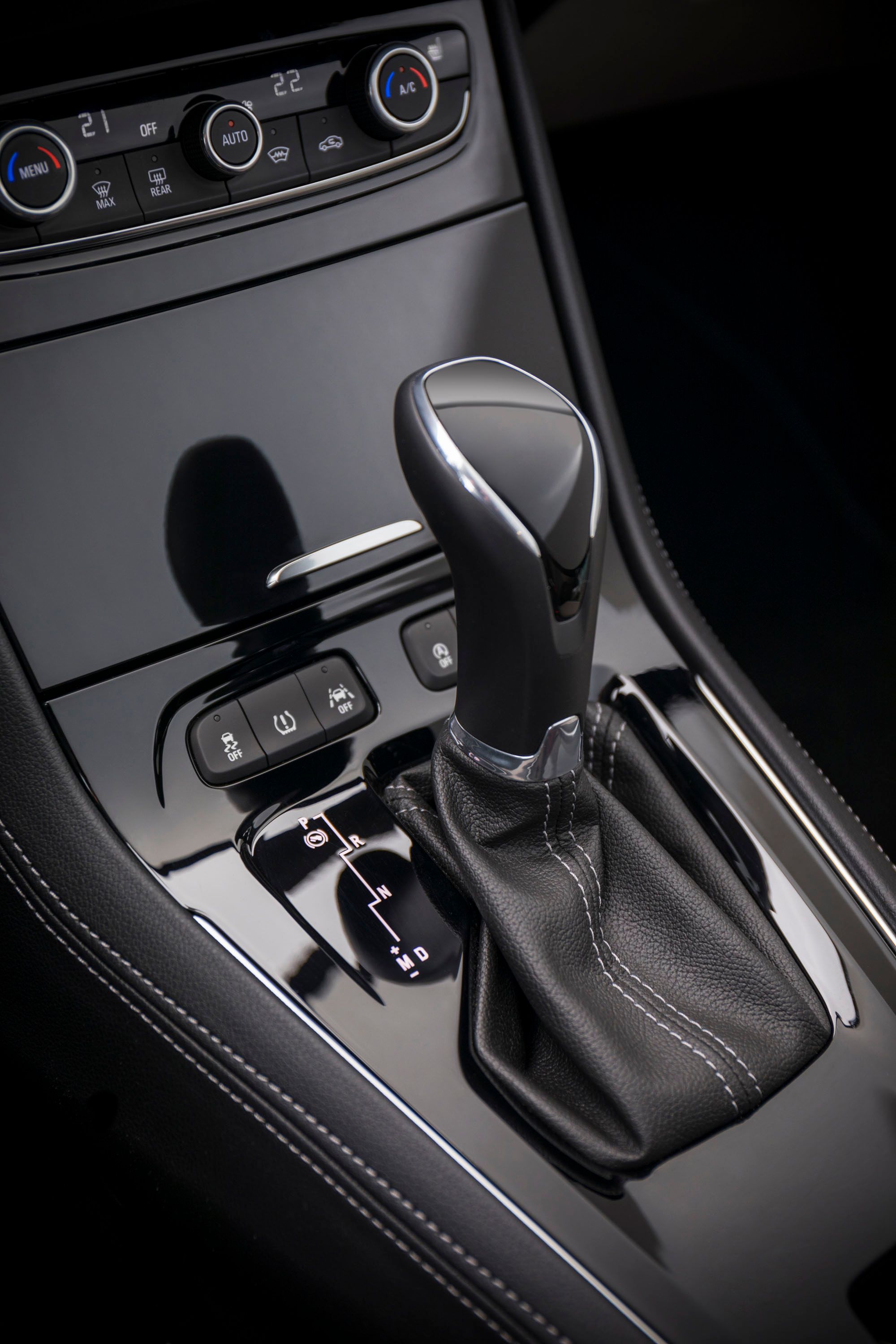 Opel Announces First Hybrid Vehicle at Frankfurt Auto Show