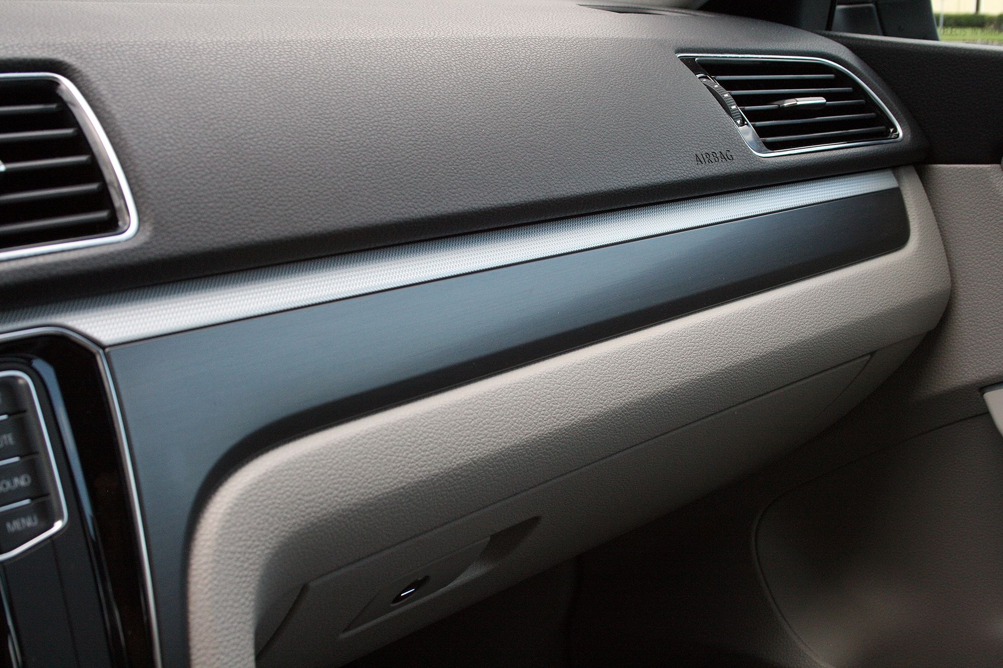 2017 Volkswagen Passat R-Line – Driven