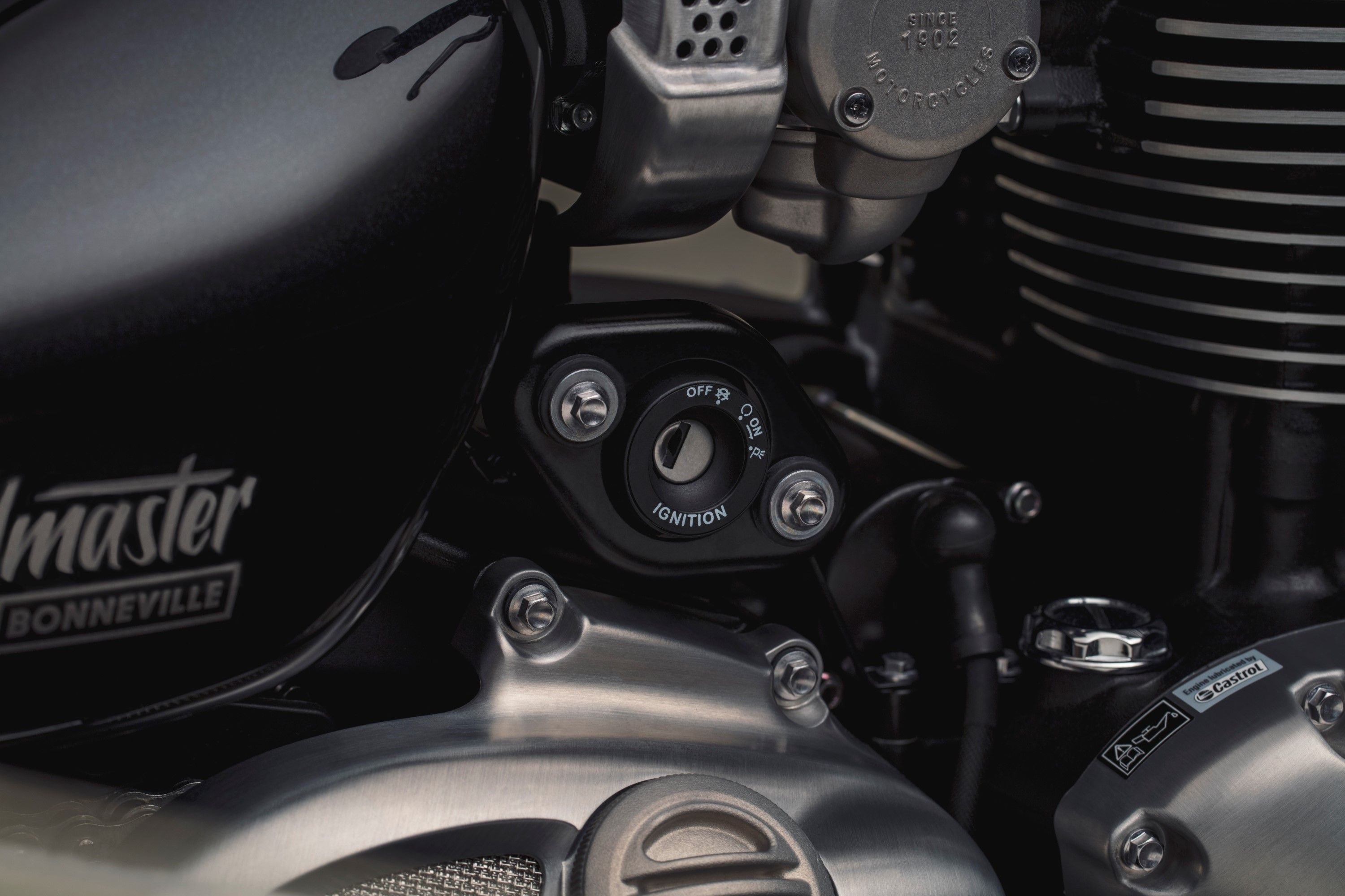 Images: The Triumph Bonneville Speedmaster - in the details and ...