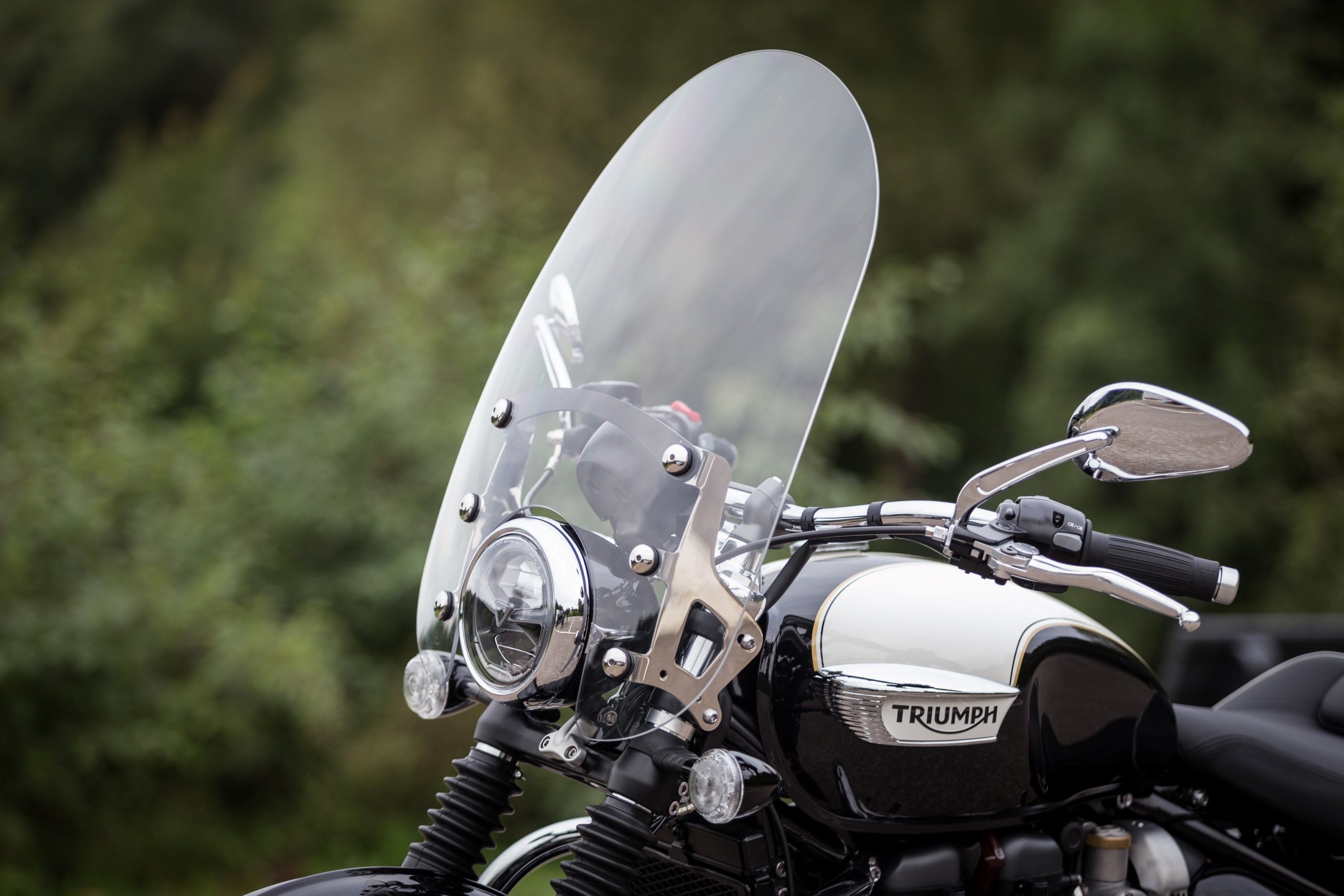 Images: The Triumph Bonneville Speedmaster - in the details and ...
