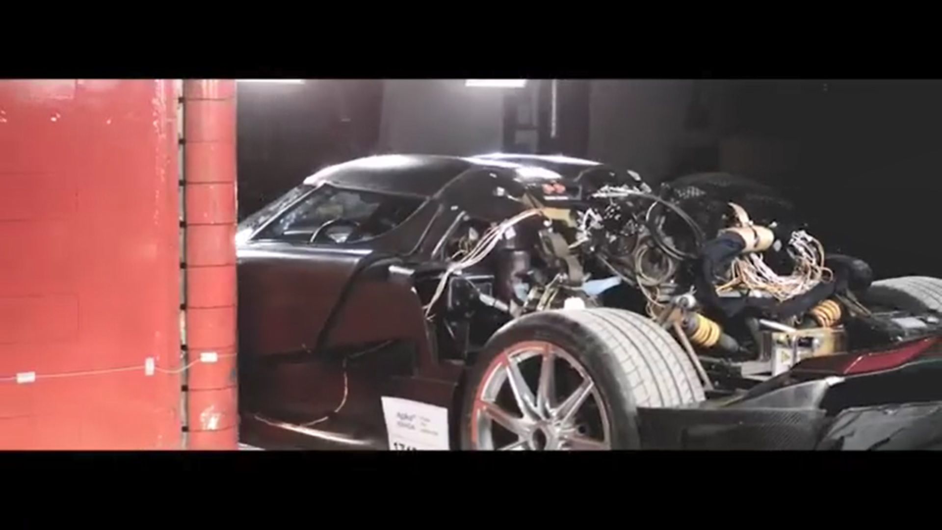 Amazing Video – Crash Testing A Koenigsegg Regera