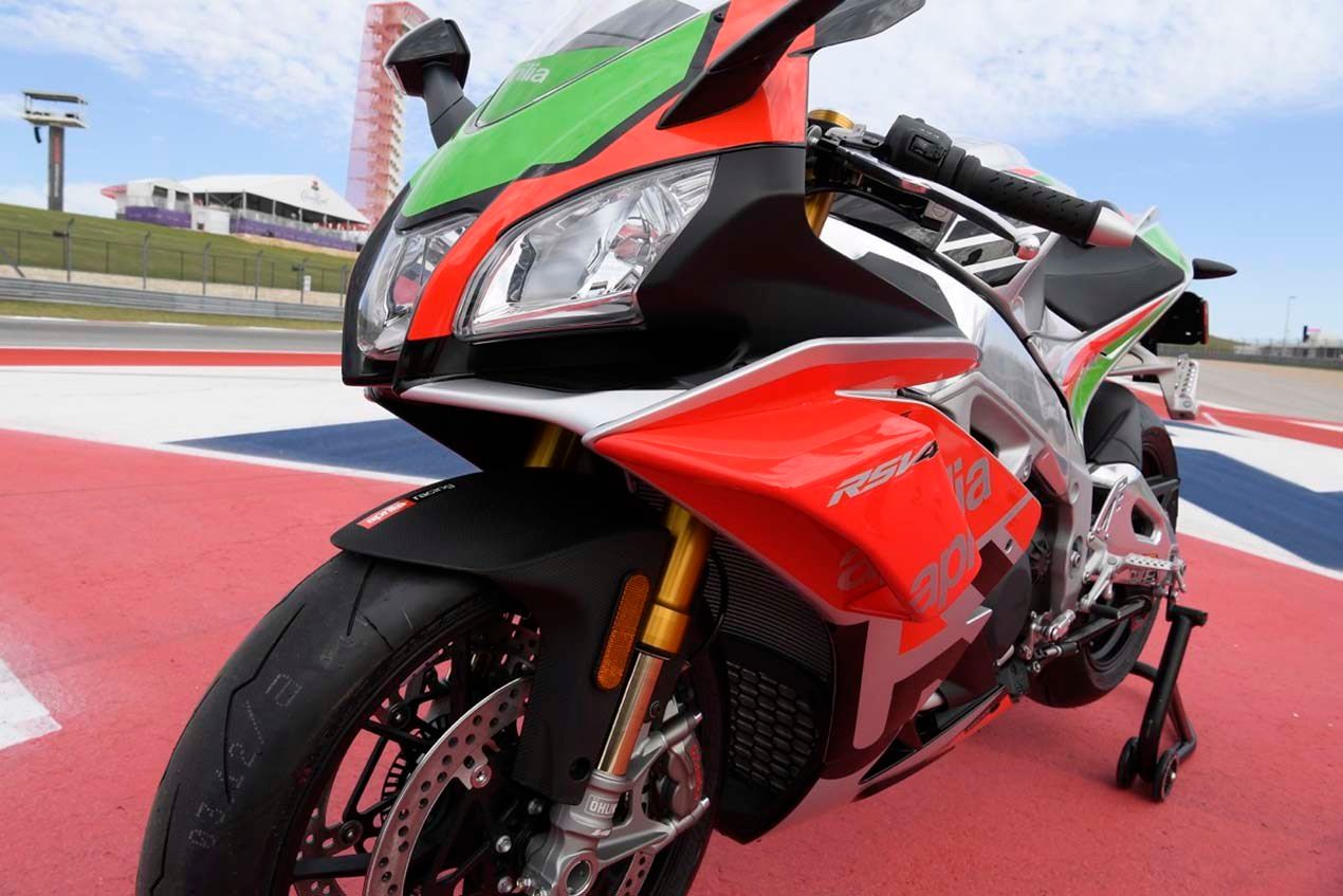 2018 Aprilia RSV4 RF LE