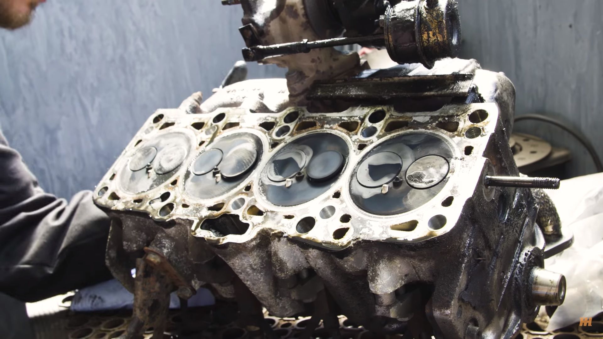 Video of the Day: Tearing Down a 430,000-Mile Engine