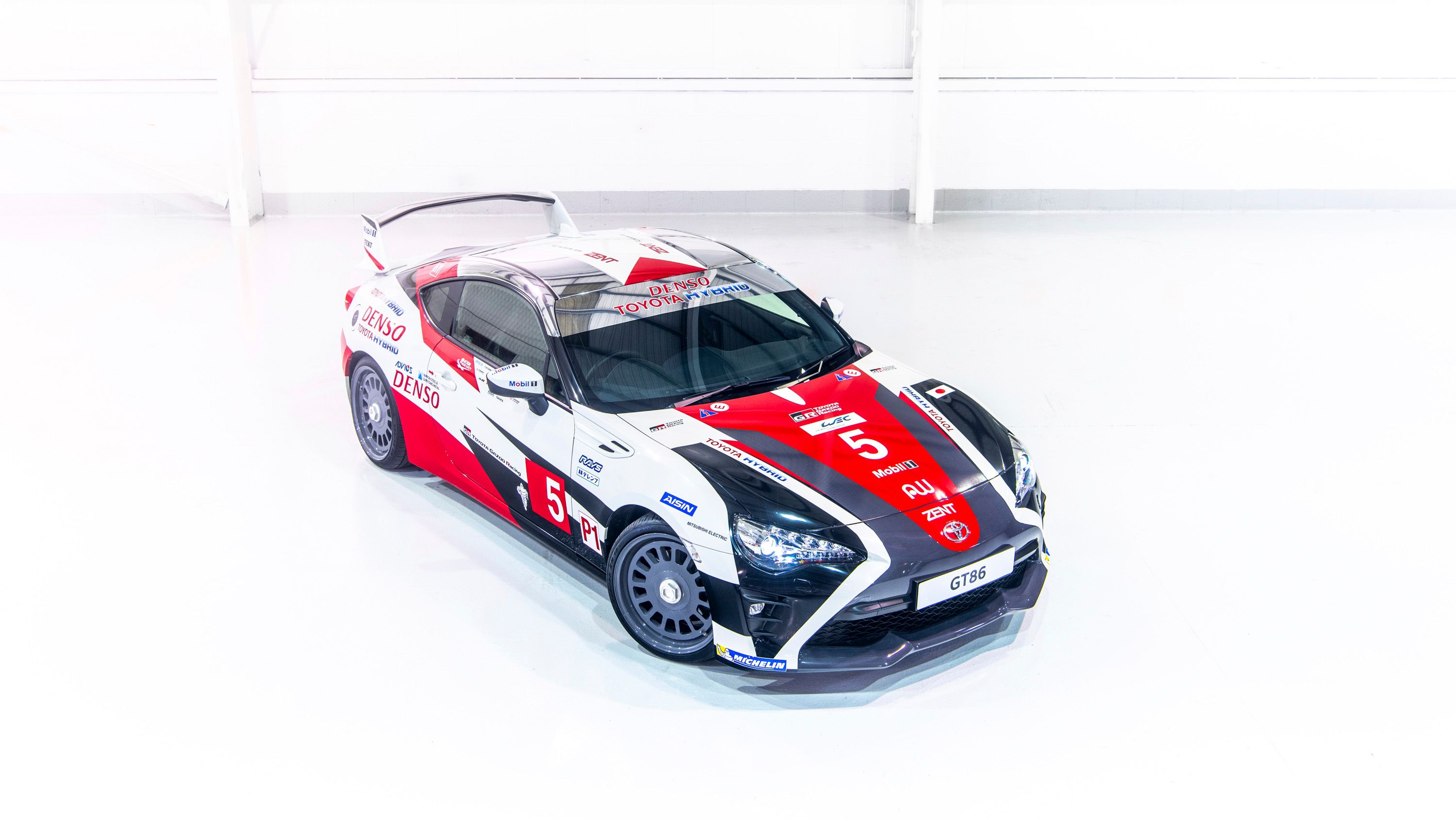 Toyota Celebrates 86 Years of Le Mans By Dressing Up Its GT86 Models