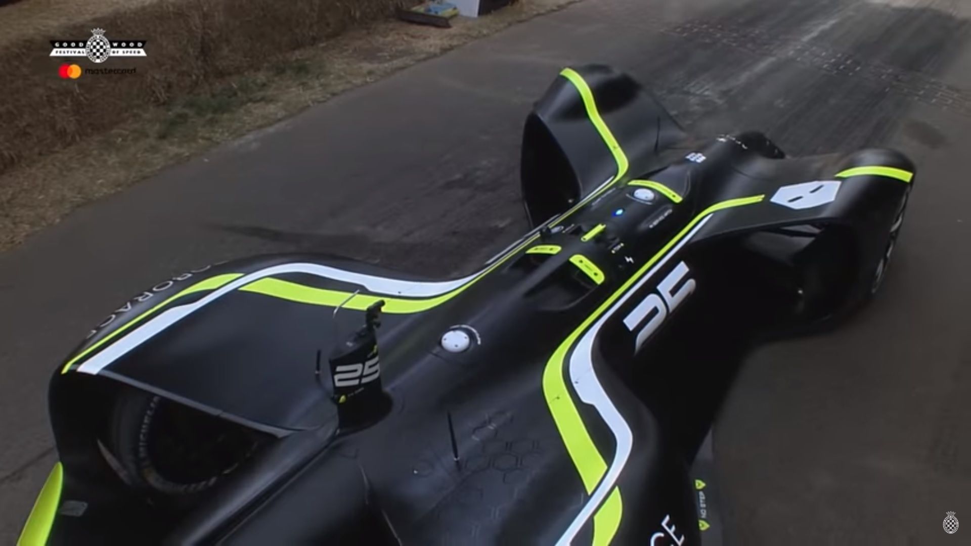 Roborace DevBot Completes Goodwood Hillclimb without a Driver (Video)