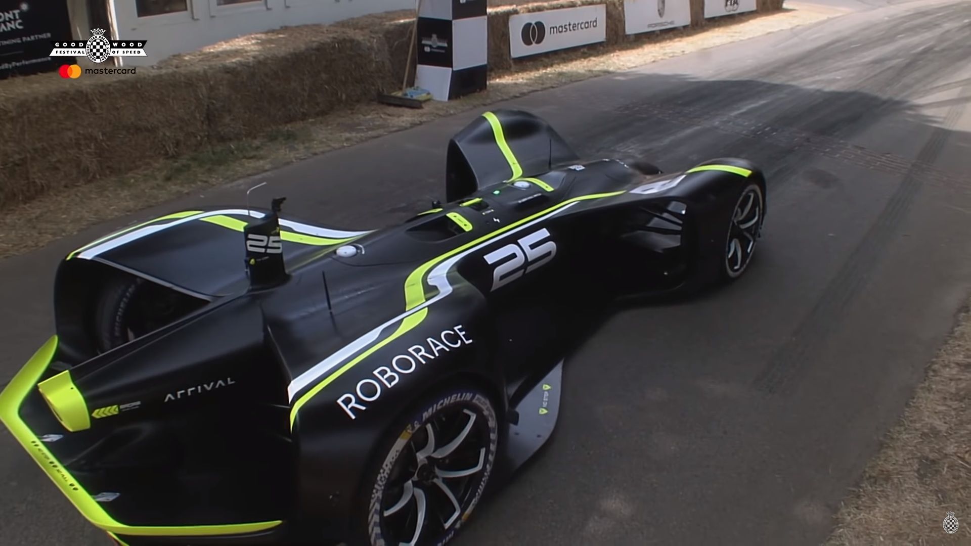 Roborace DevBot Completes Goodwood Hillclimb without a Driver (Video)
