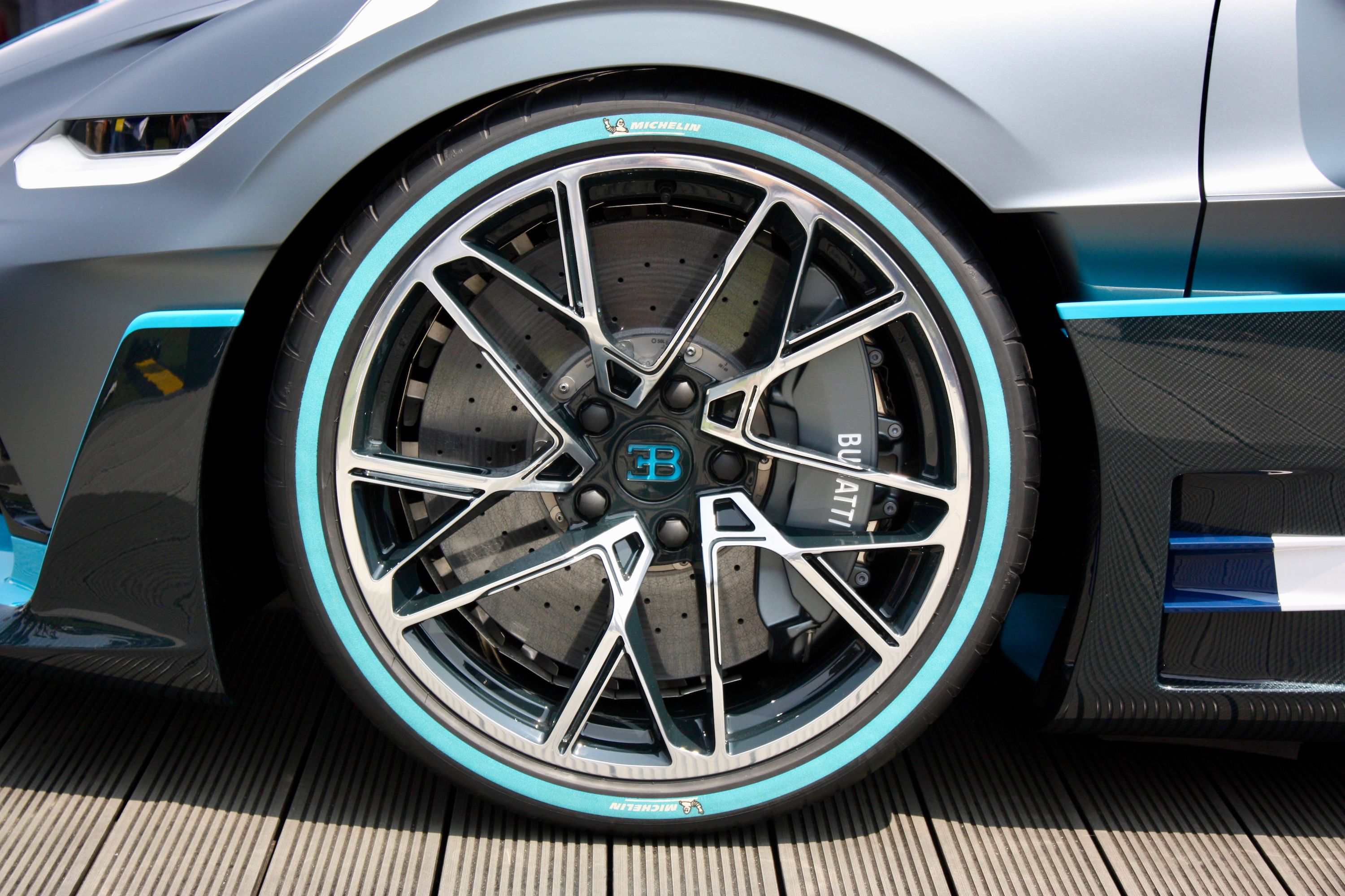 25 Incredible Facts About The Stunning Bugatti Divo