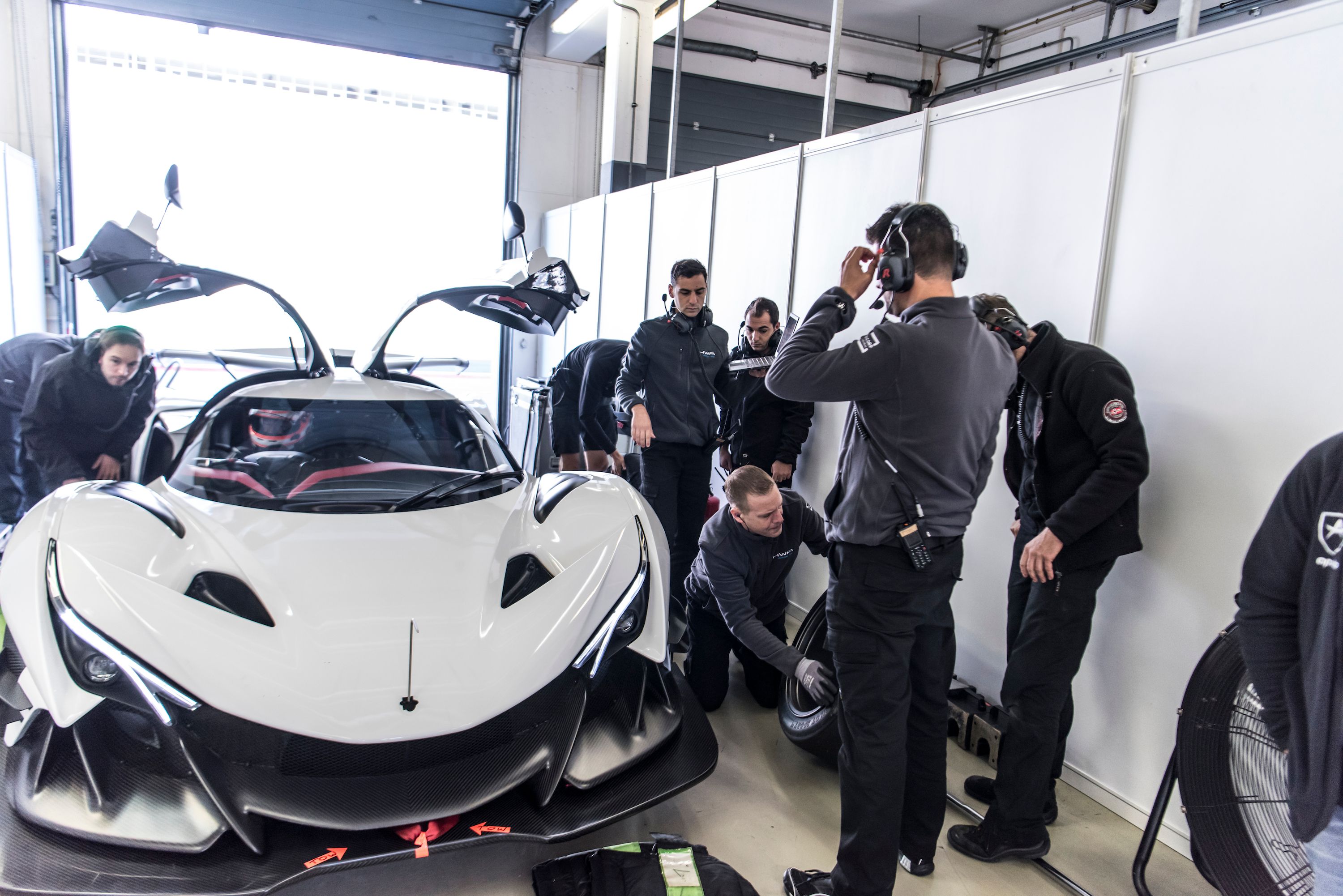 2019 Apollo IE Looks Amazing During Test Session