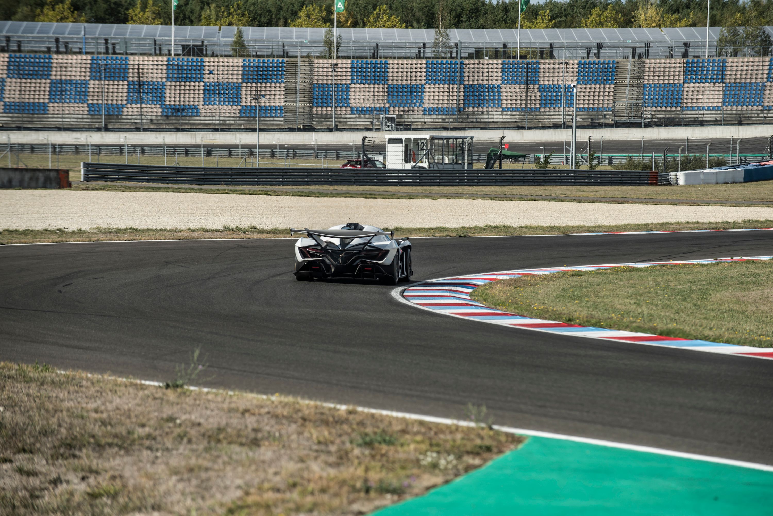 2019 Apollo IE Looks Amazing During Test Session