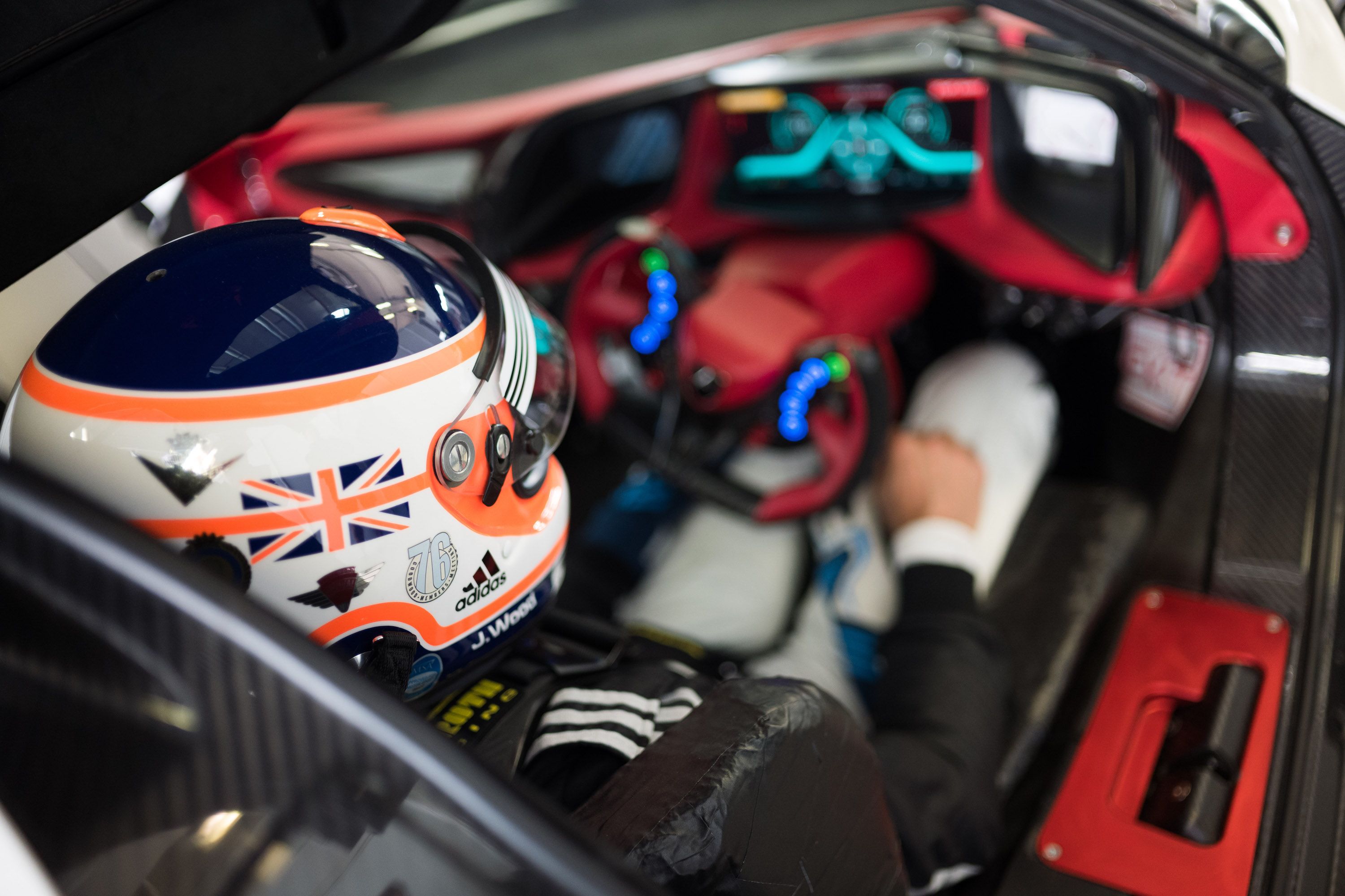 2019 Apollo IE Looks Amazing During Test Session