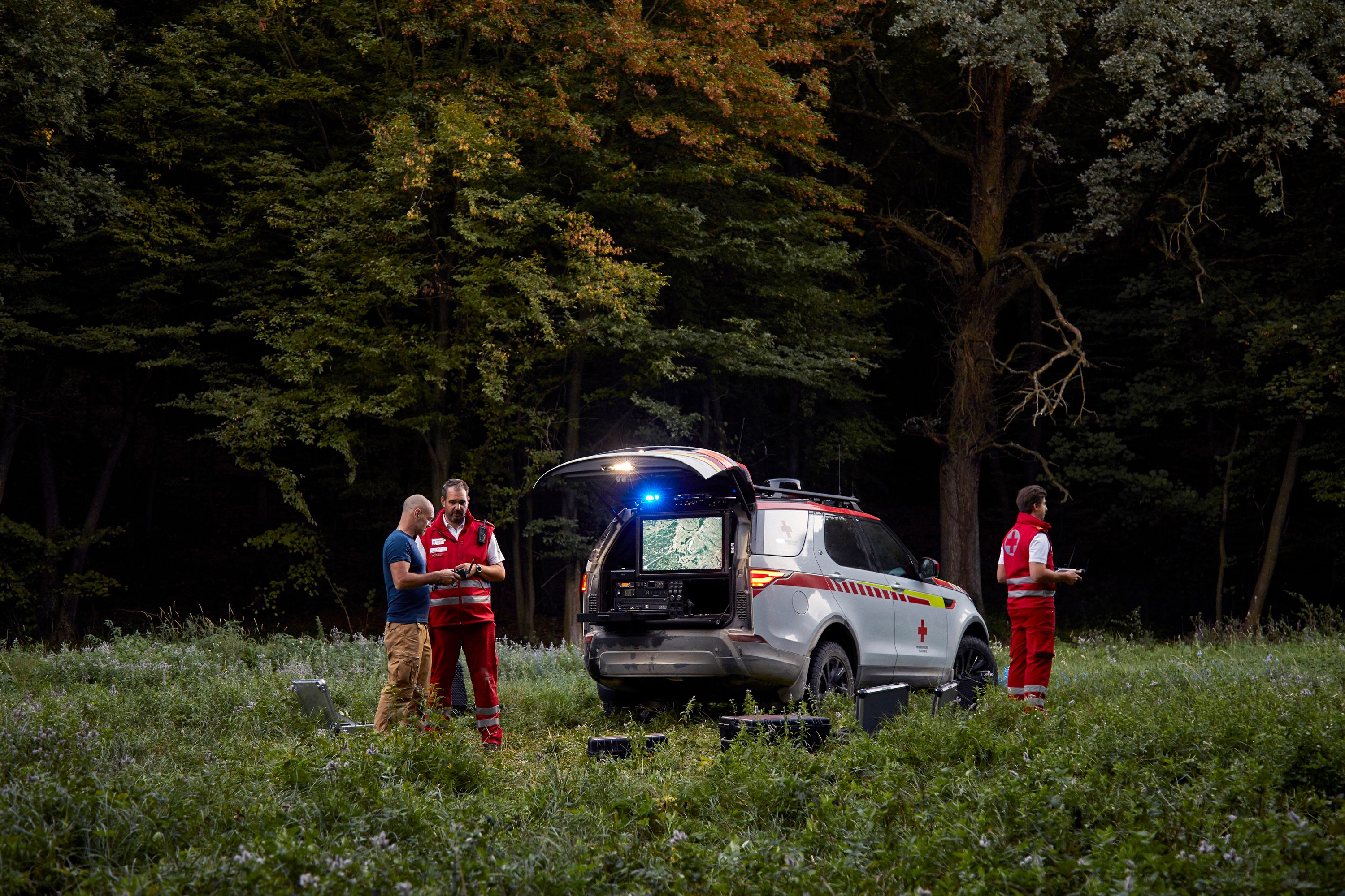 2018 Land Rover Red Cross Discovery Emergency Response Vehicle