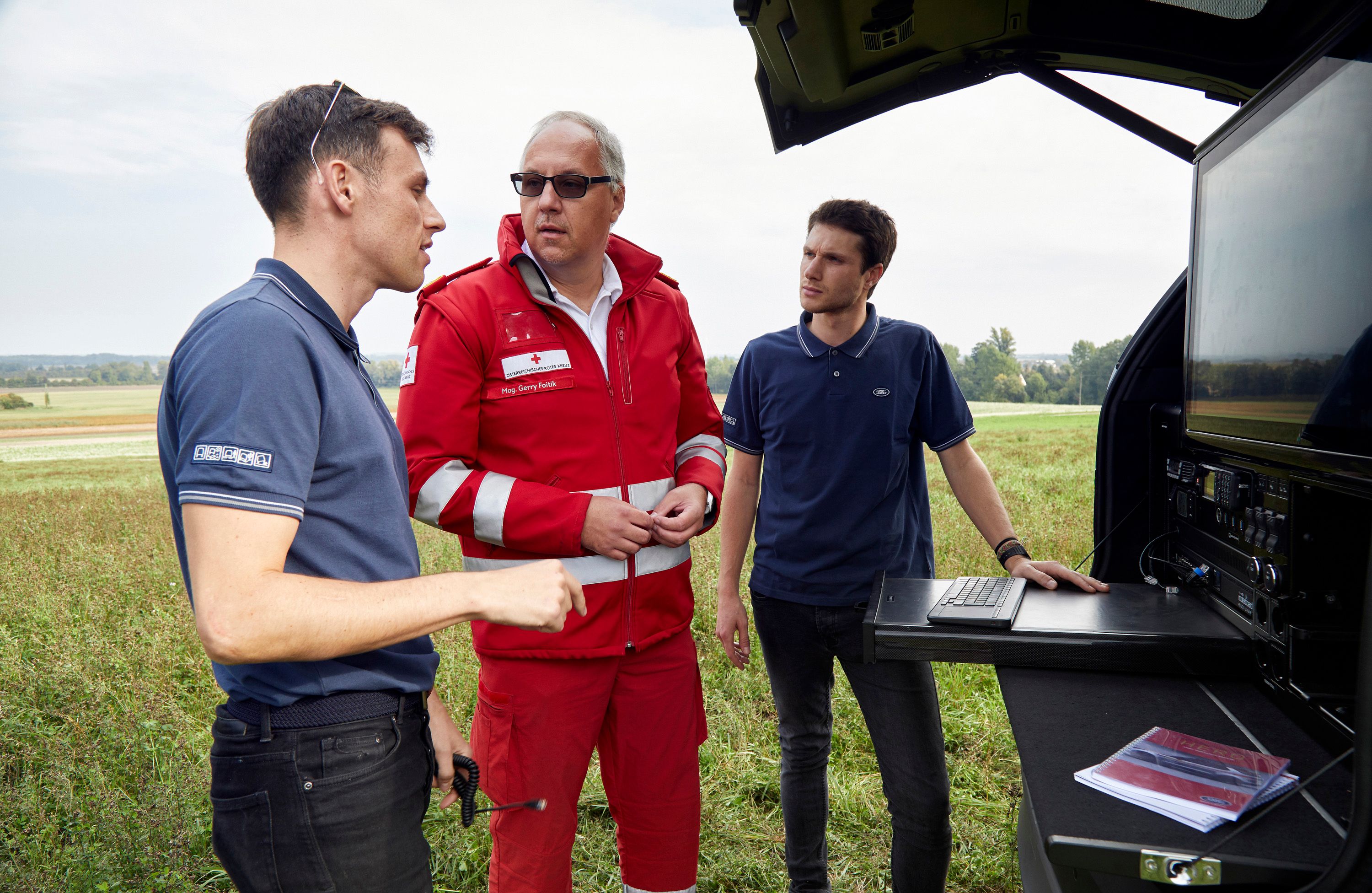 2018 Land Rover Red Cross Discovery Emergency Response Vehicle