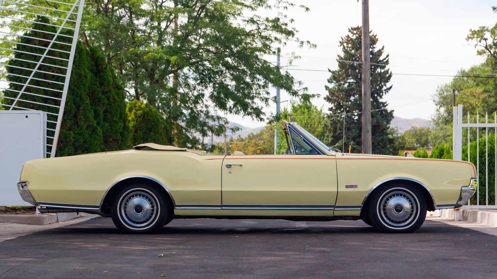 1967 Oldsmobile 442 Convertible