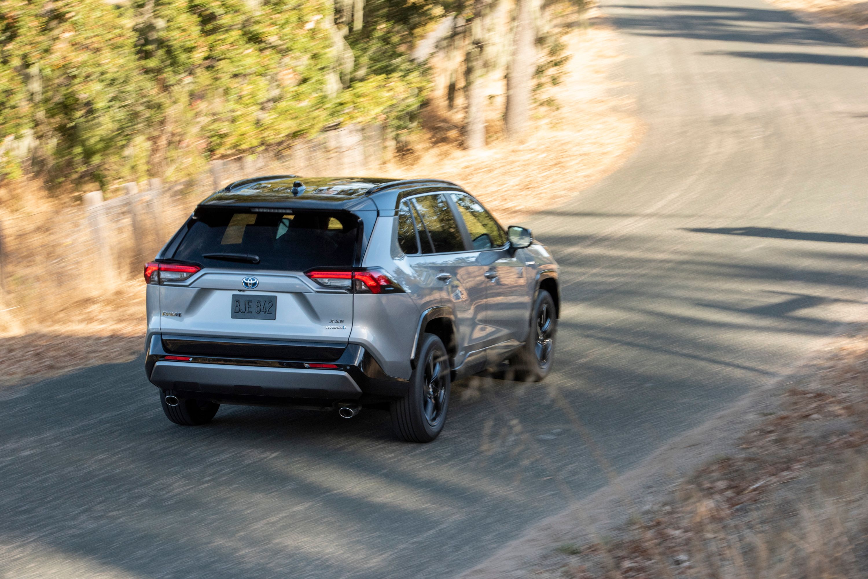 Hybrid Compact Crossover Shakedown - 2019 Toyota RAV4 Vs. 2019 Nissan ...