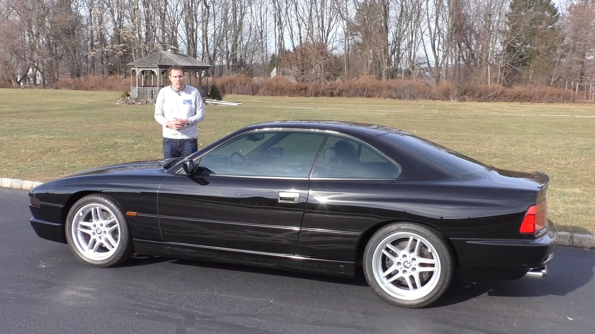 Look Back at the Classic , 1990 - 1999 BMW 850i V-12