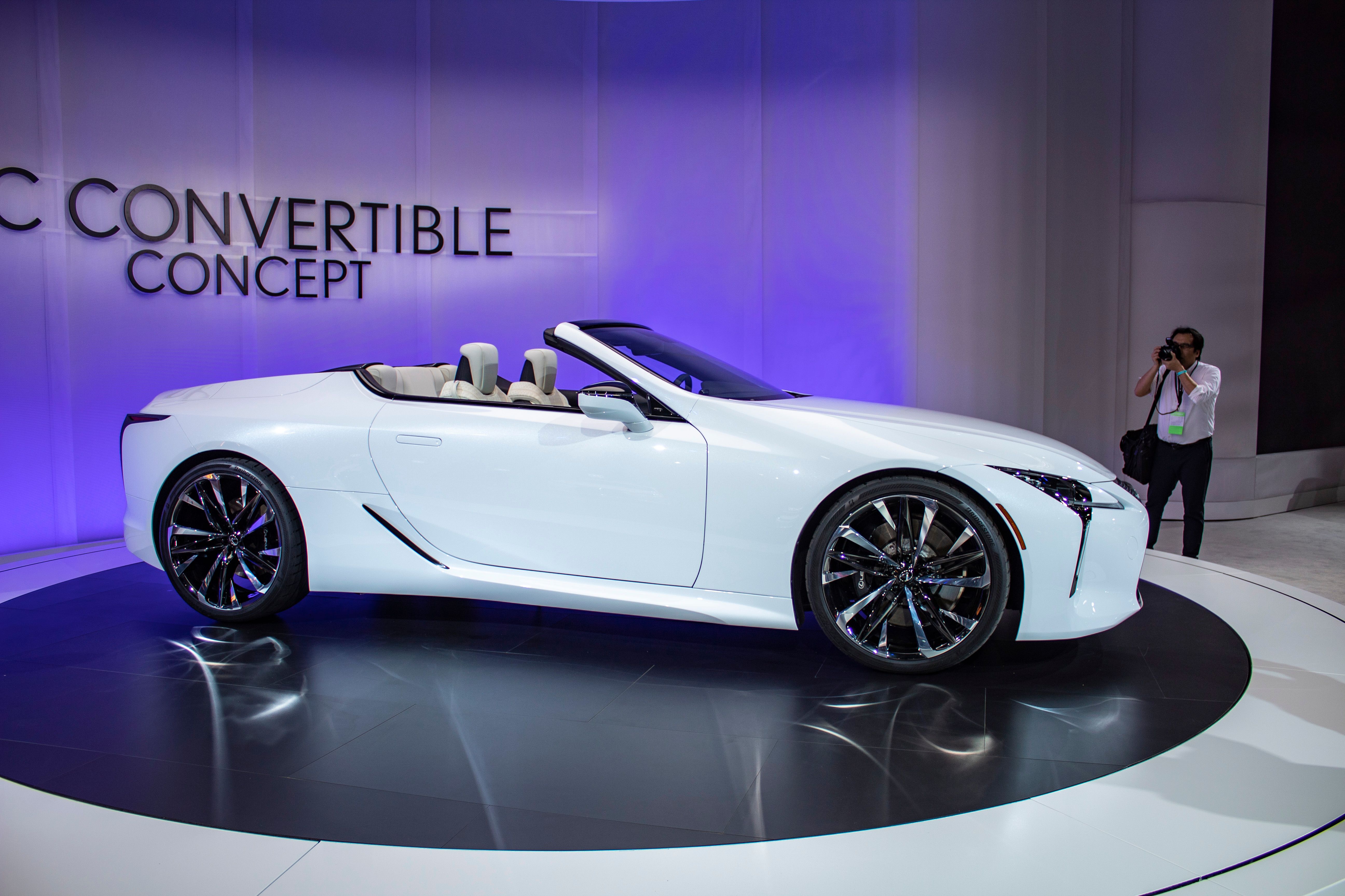 2019 Lexus LC Convertible Concept