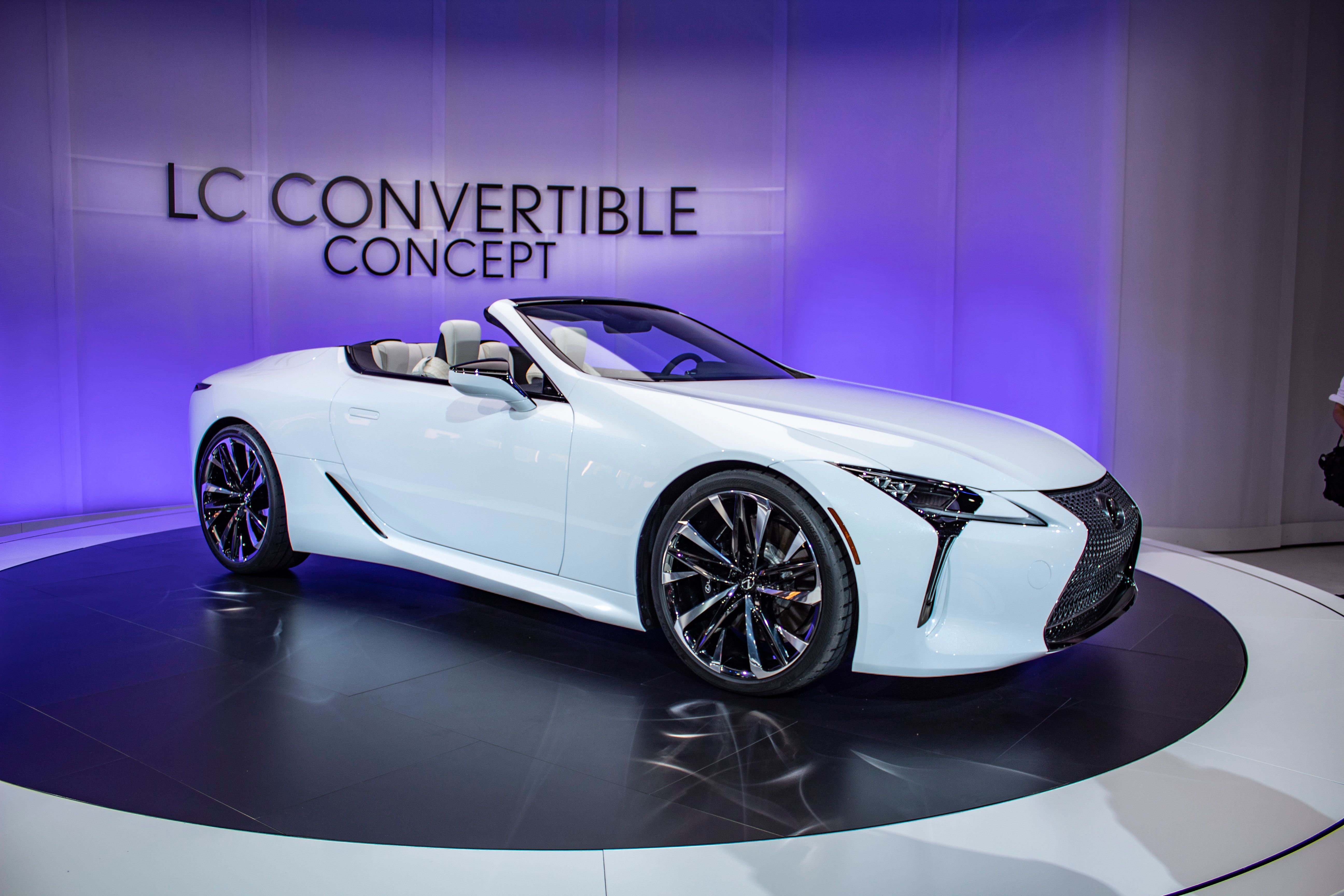 2019 Lexus LC Convertible Concept
