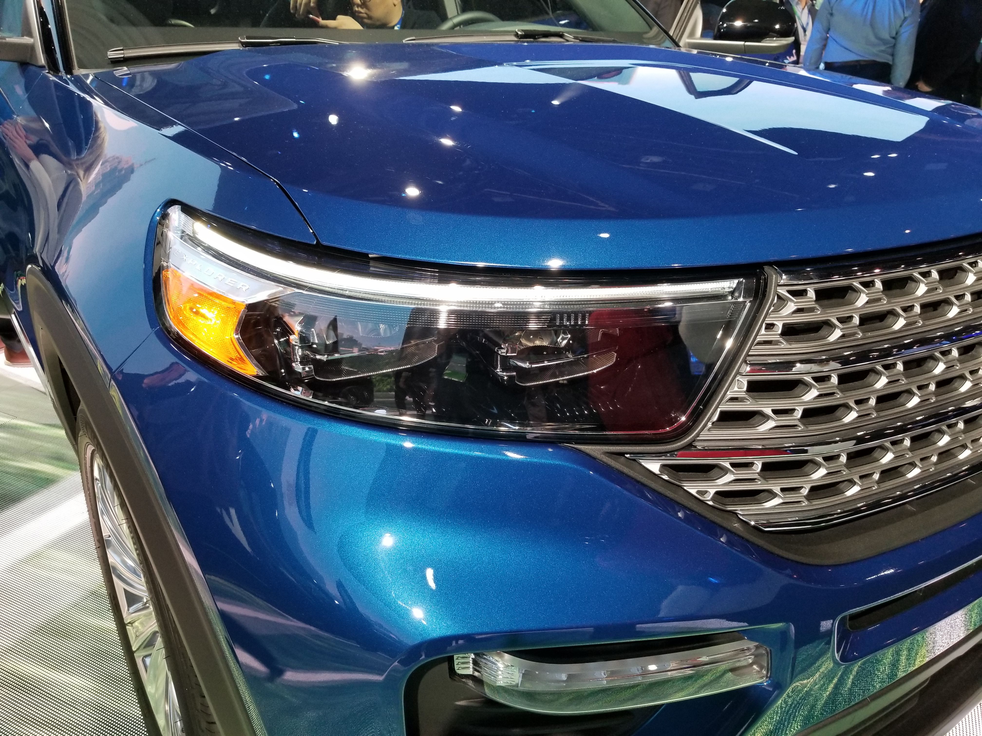 The 2020 Ford Explorer Hybrid Features a Weird Drivetrain Layout