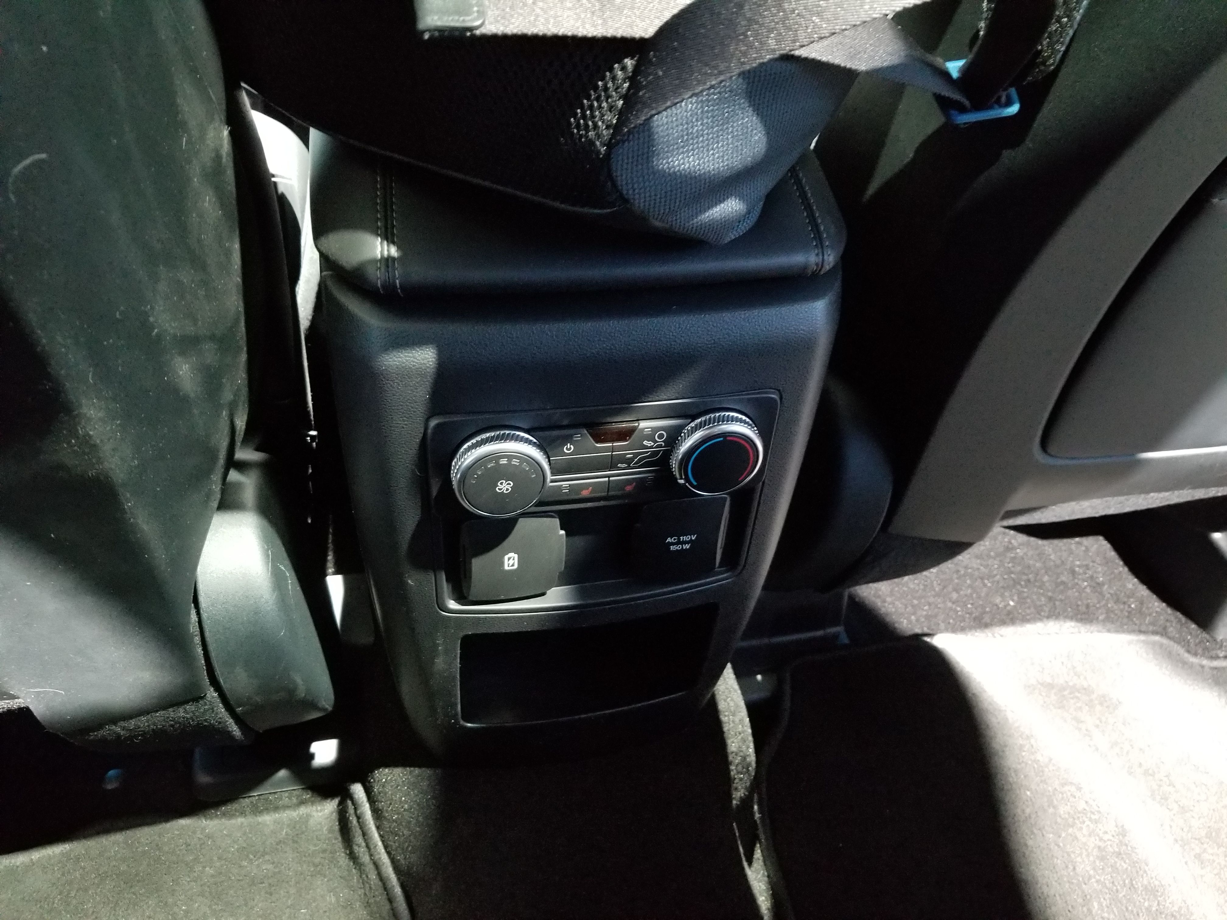 The 2020 Ford Explorer Hybrid Features a Weird Drivetrain Layout