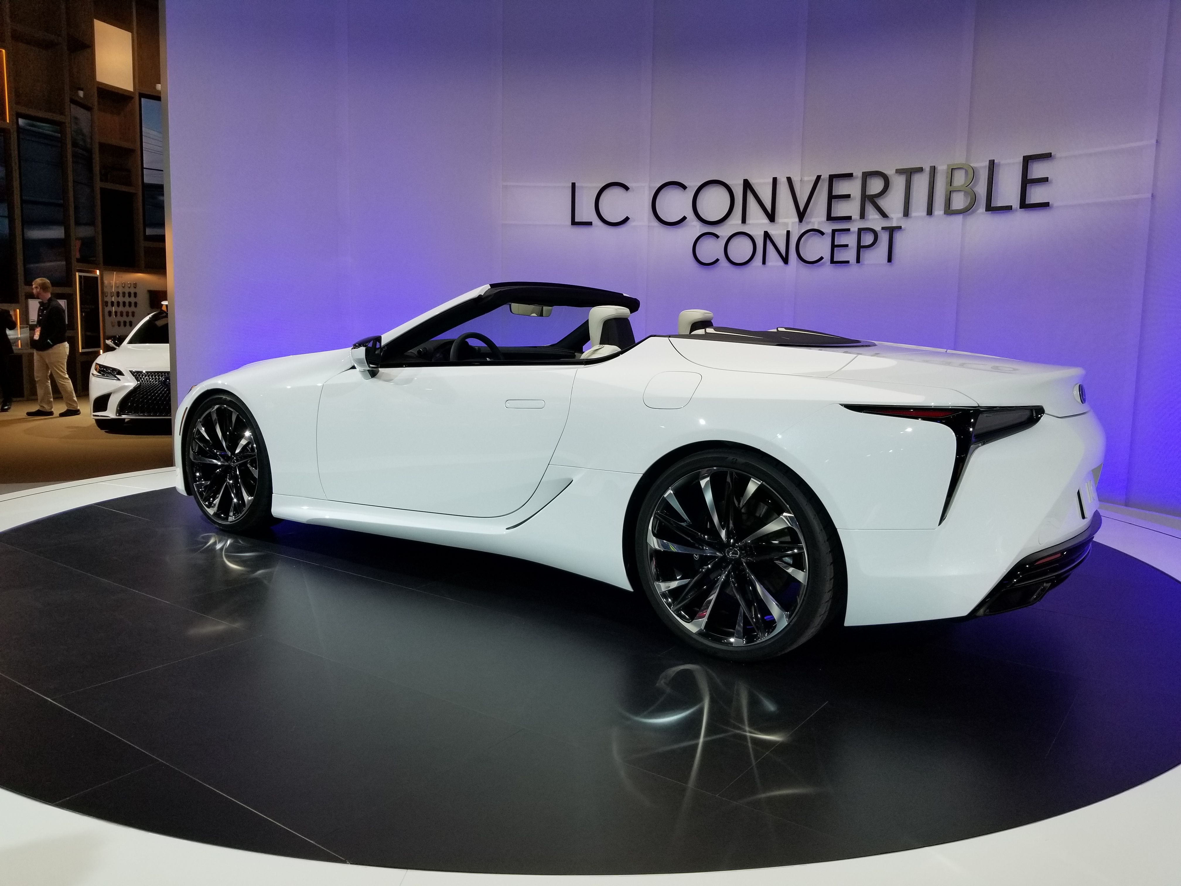 Lexus LC Debuts At The 2019 Detroit Auto Show In A Topless Avatar
