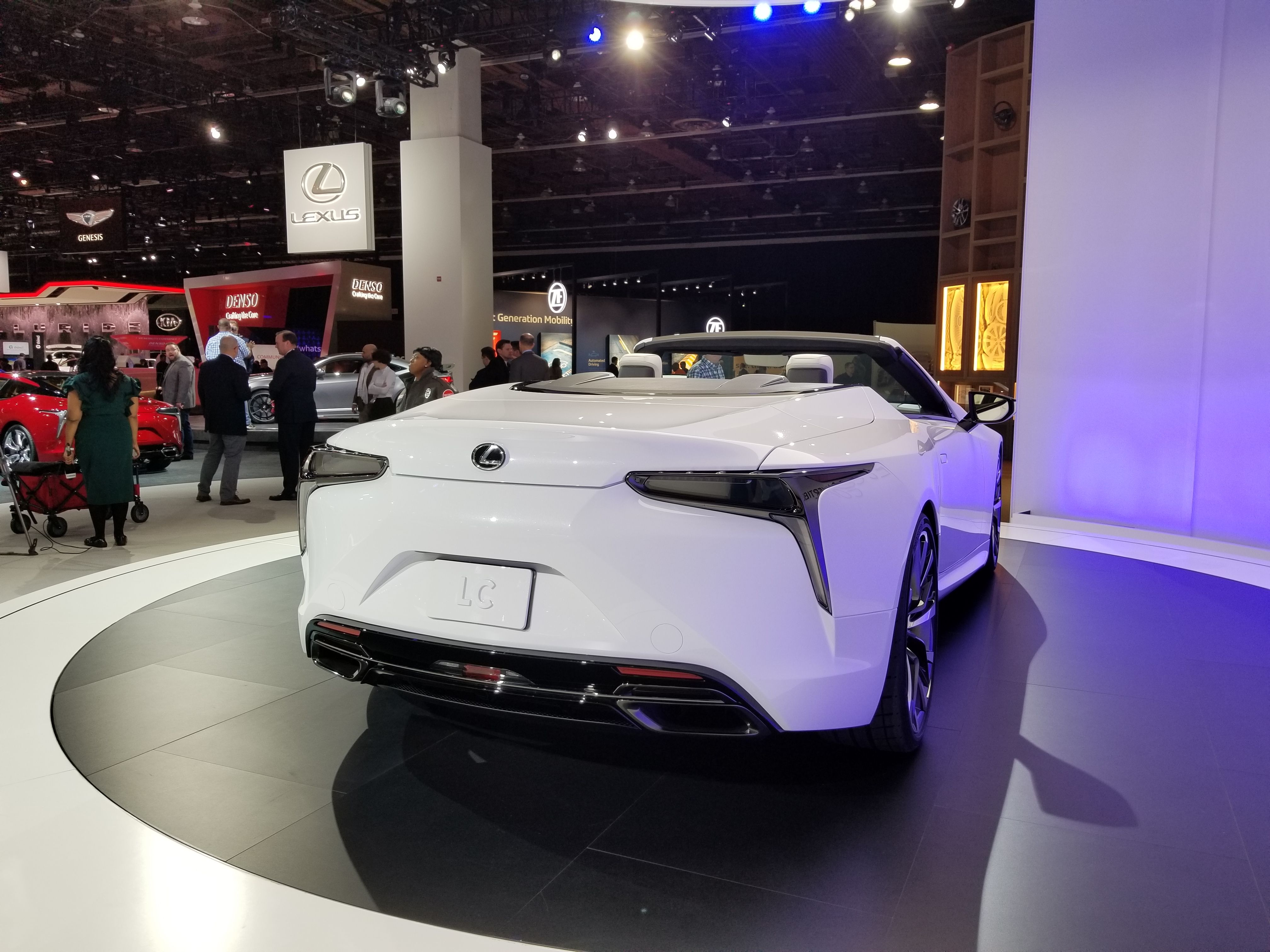 Lexus LC Debuts At The 2019 Detroit Auto Show In A Topless Avatar