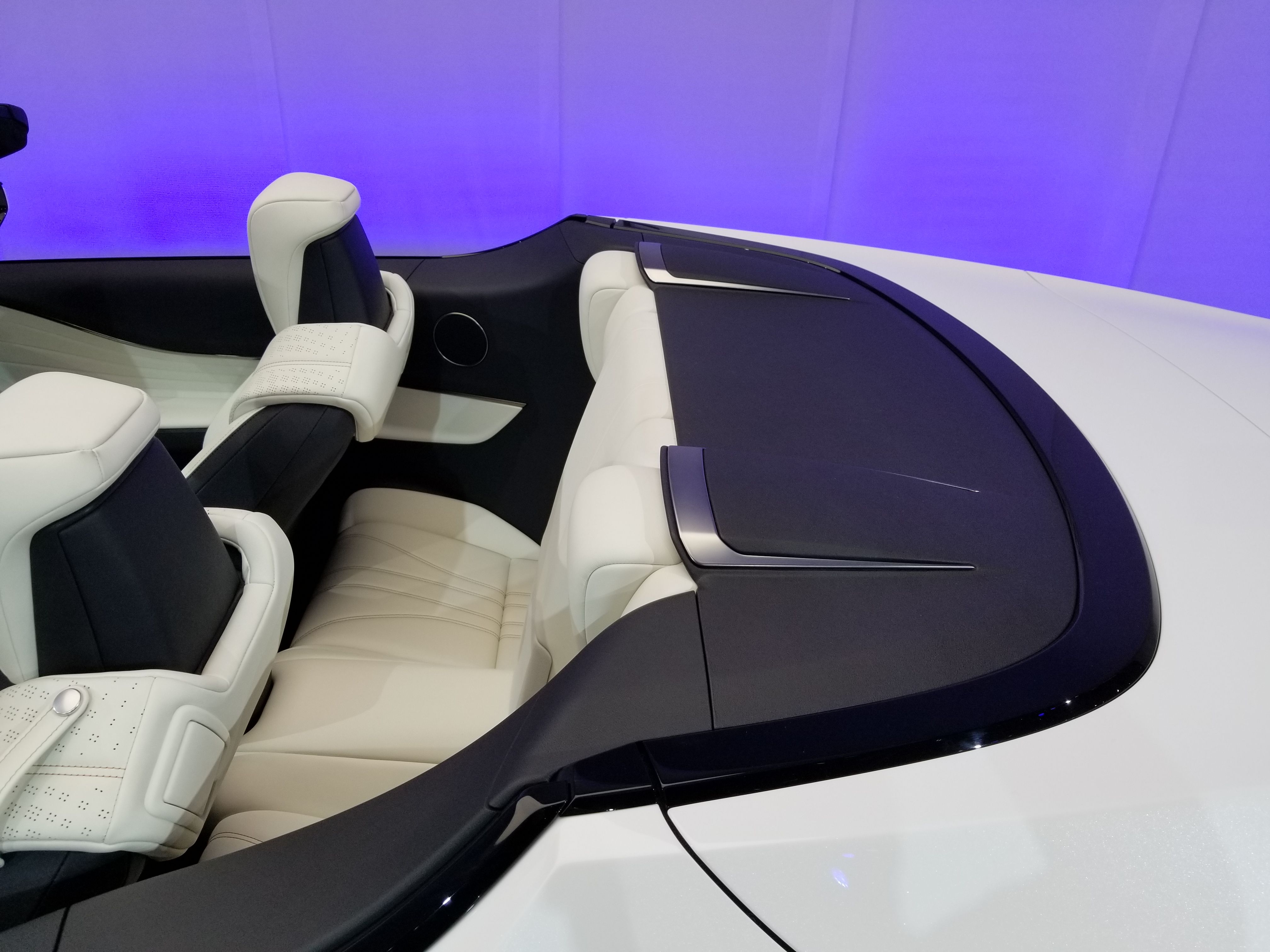 Lexus LC Debuts At The 2019 Detroit Auto Show In A Topless Avatar