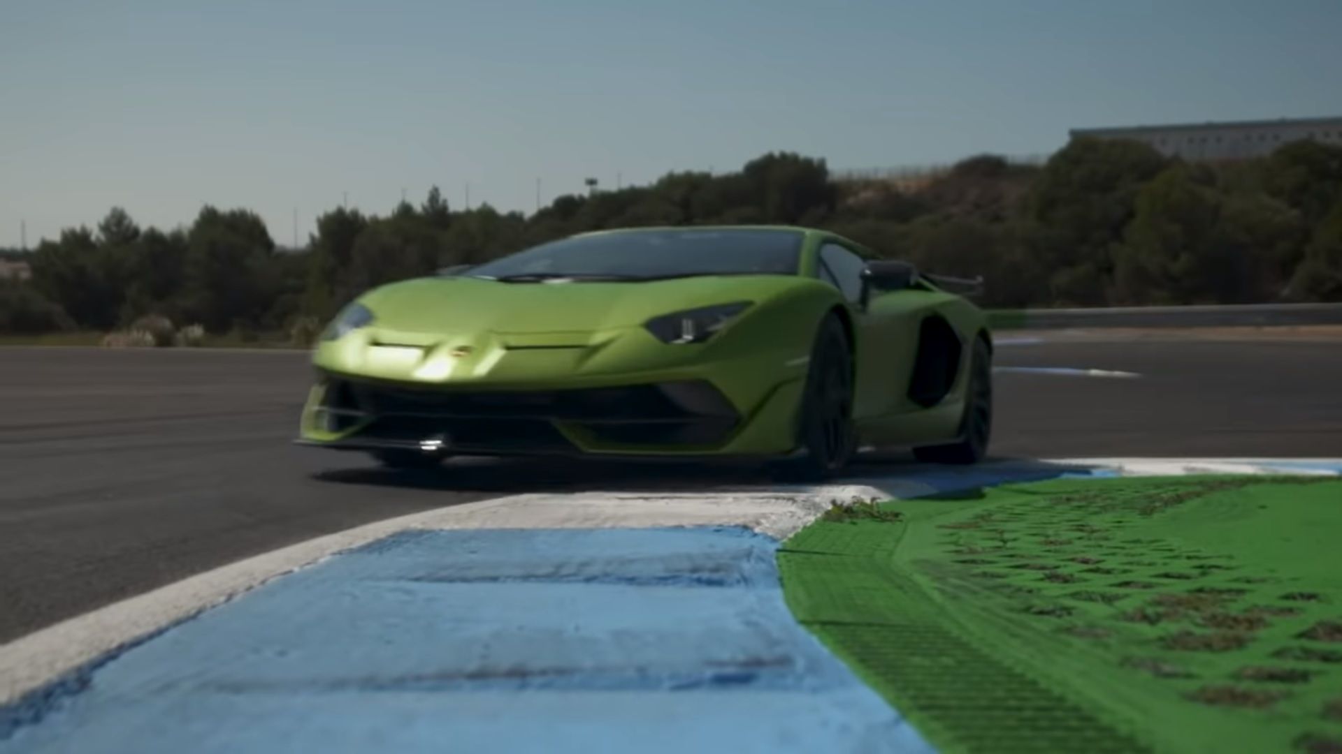 Take a Ride in the 2019 Lamborghini Aventador SVJ: Video