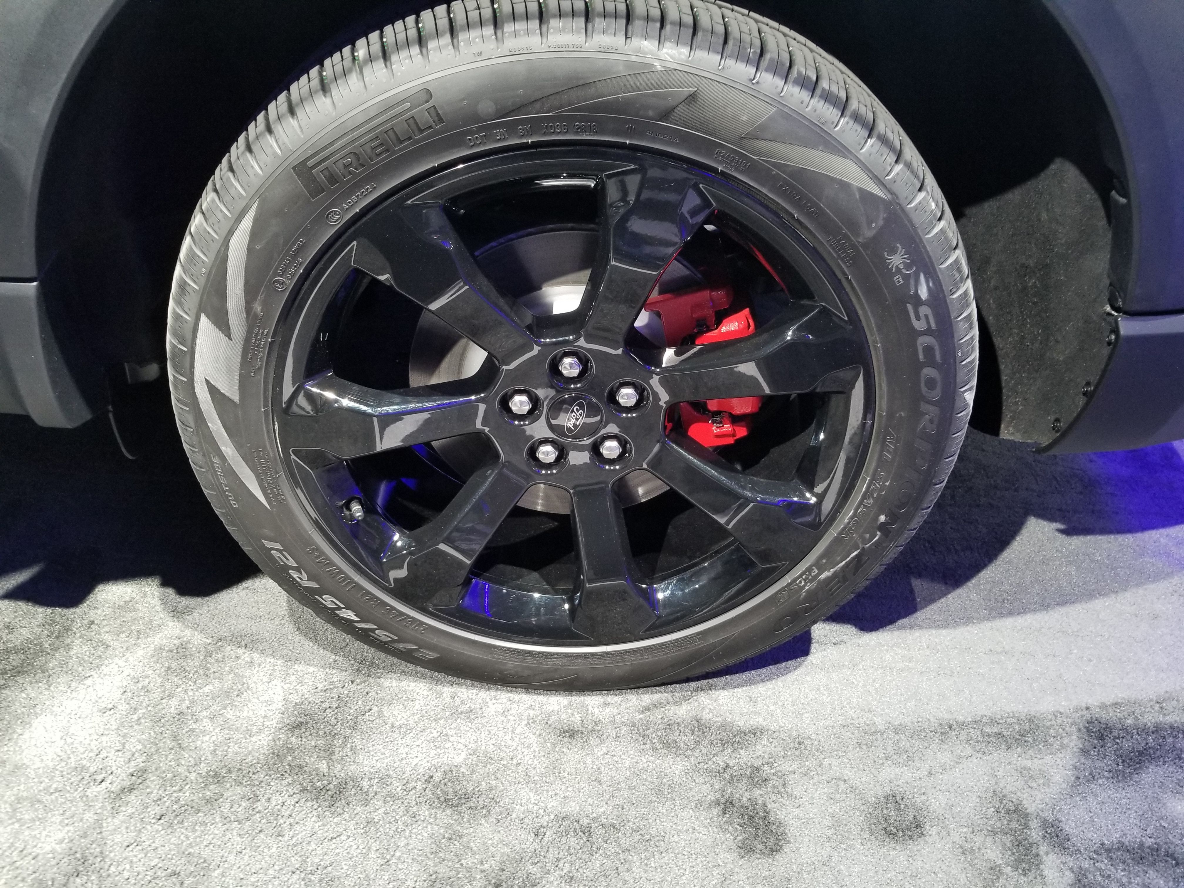 The 2020 Ford Explorer Hybrid Features a Weird Drivetrain Layout