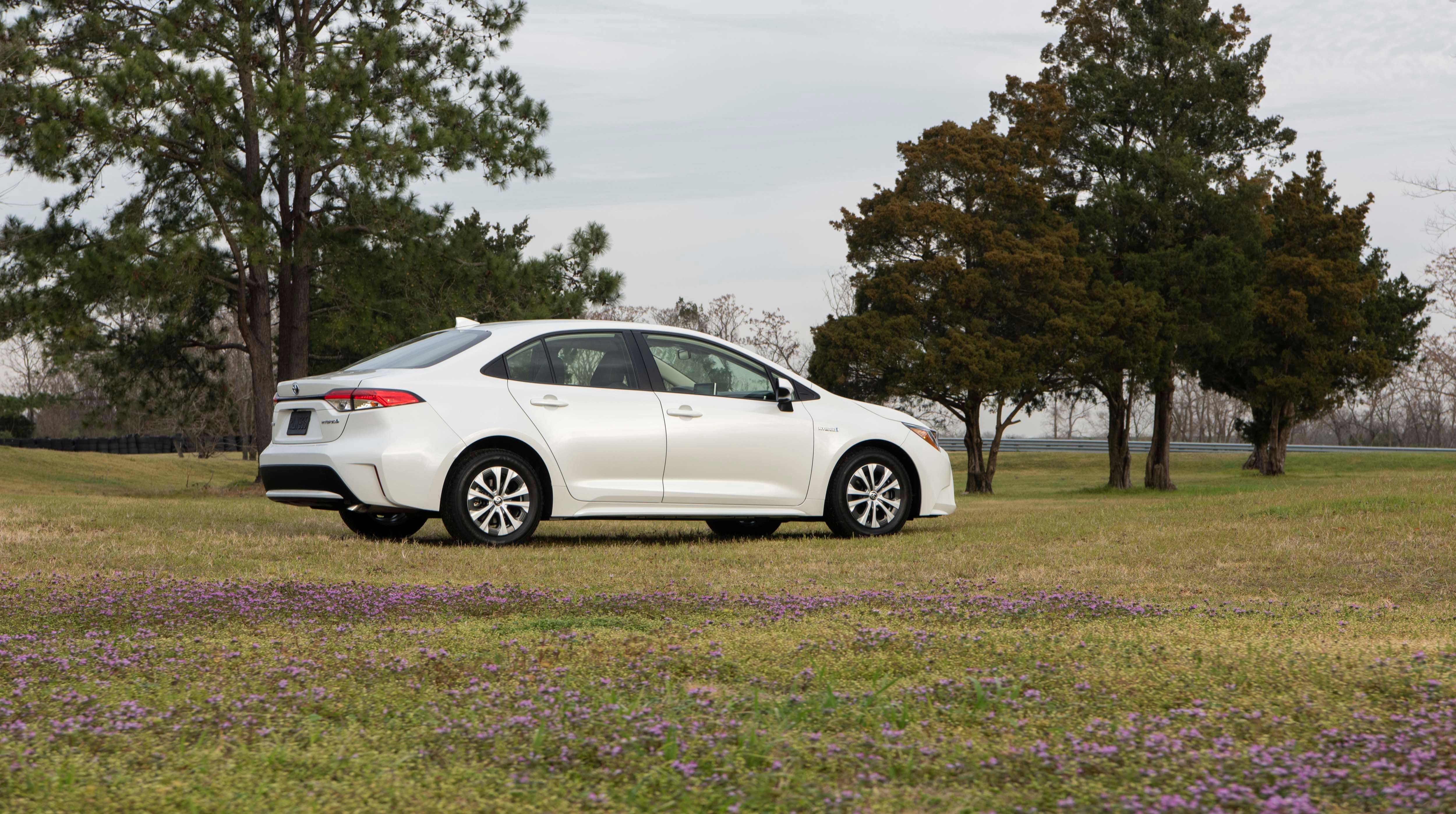 The 2020 Toyota Corolla Hybrid Sedan Is The Smartest Pick In The Lineup