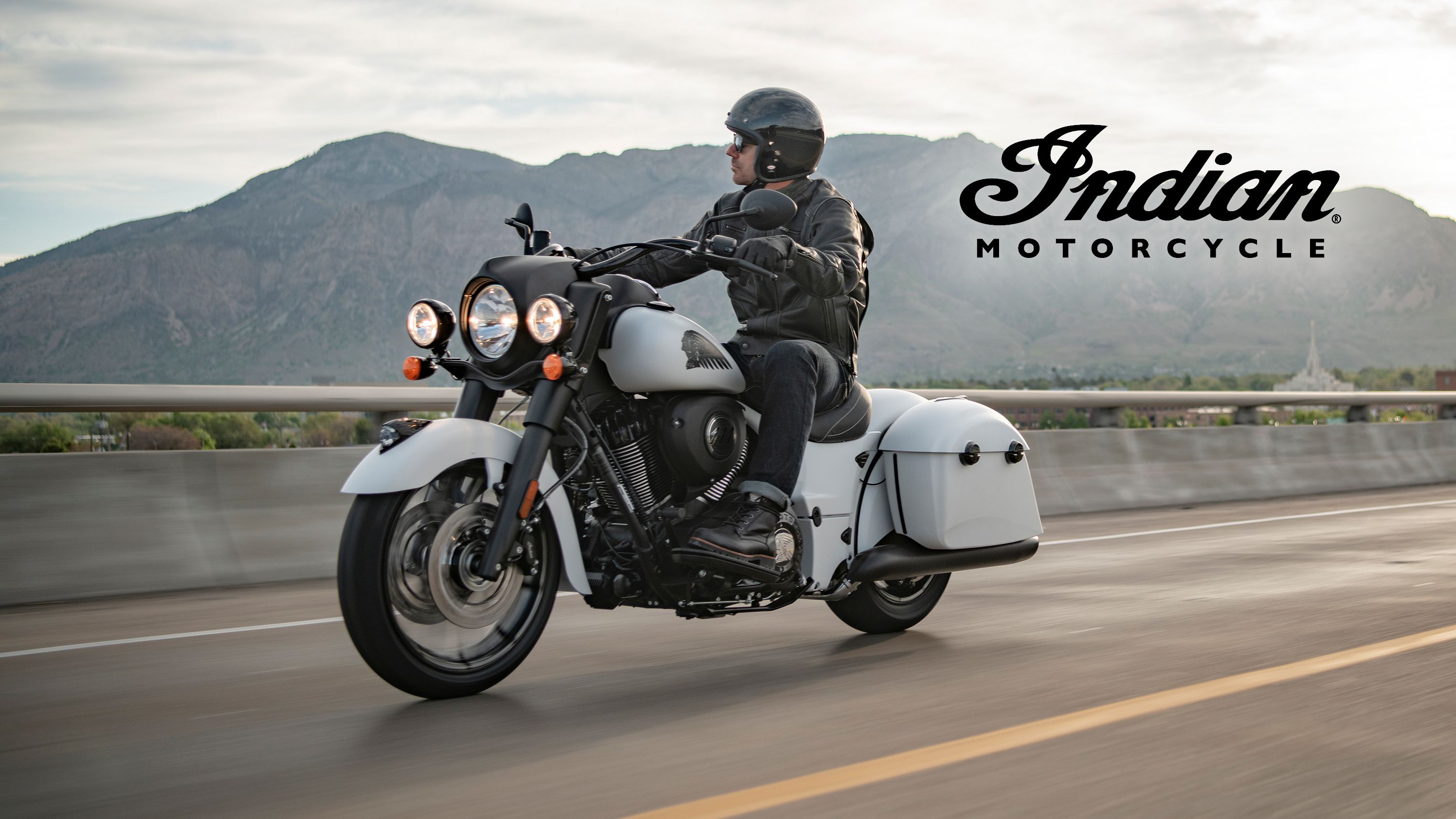 2019 Indian Springfield Dark Horse