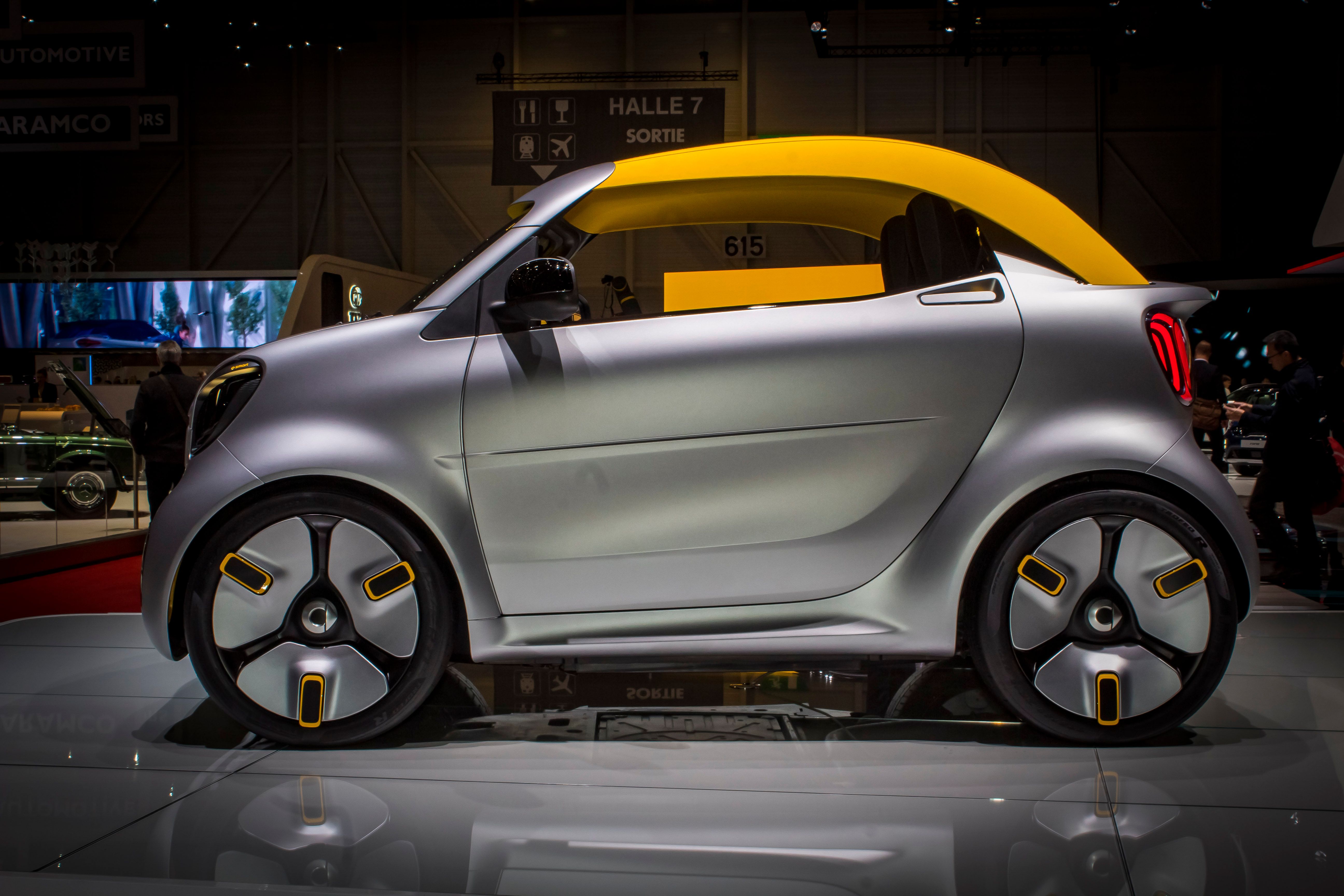 2019 Smart ForEase+ Concept