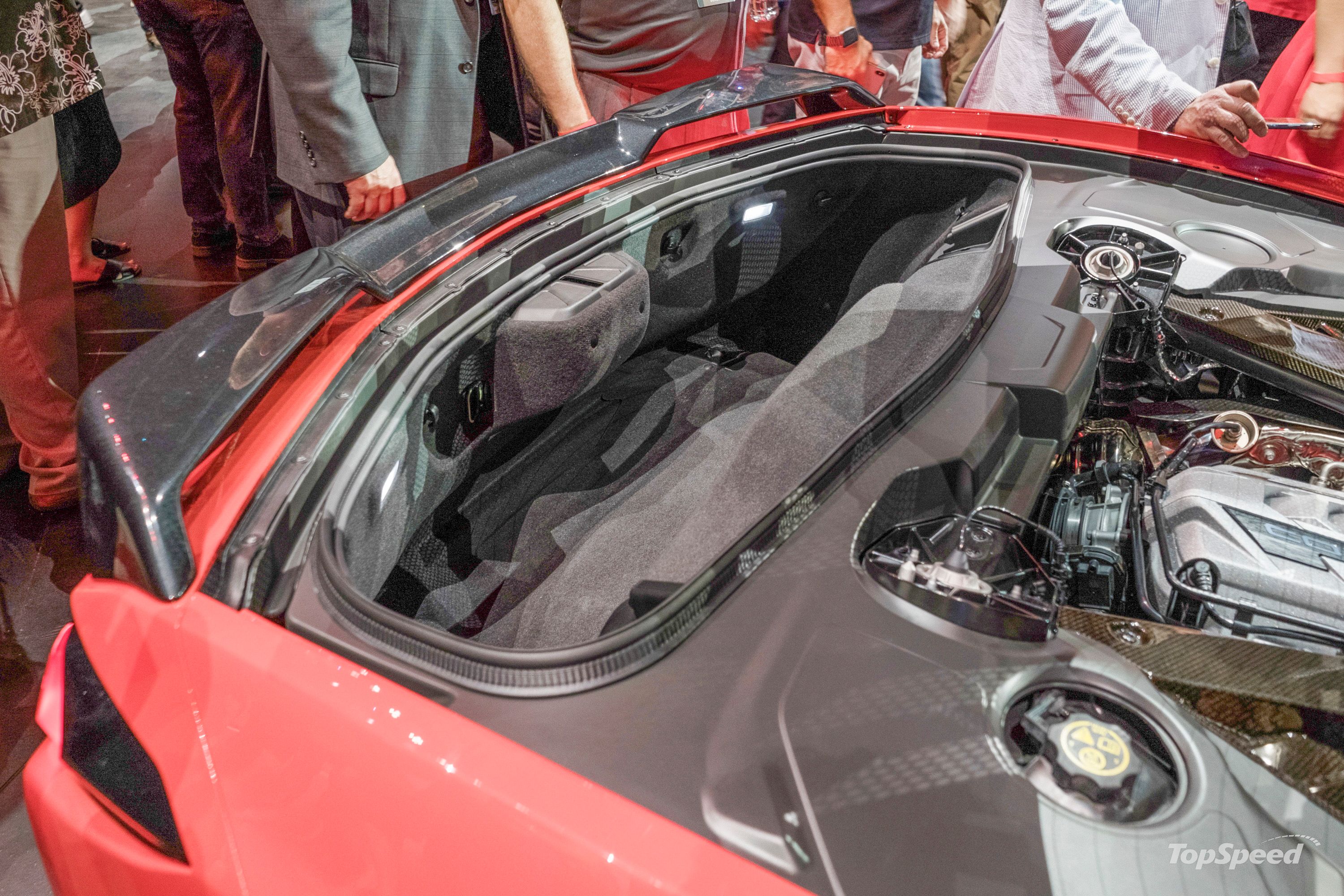 The 2020 Chevy C8 Corvette Has Specific Roof Mounts in the Trunk for ...