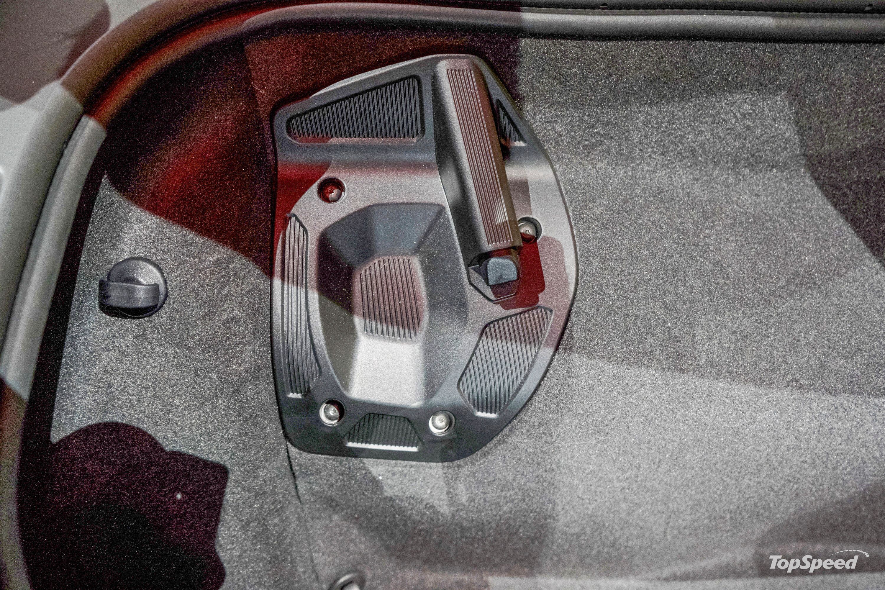 The 2020 Chevy C8 Corvette Has Specific Roof Mounts in the Trunk for ...