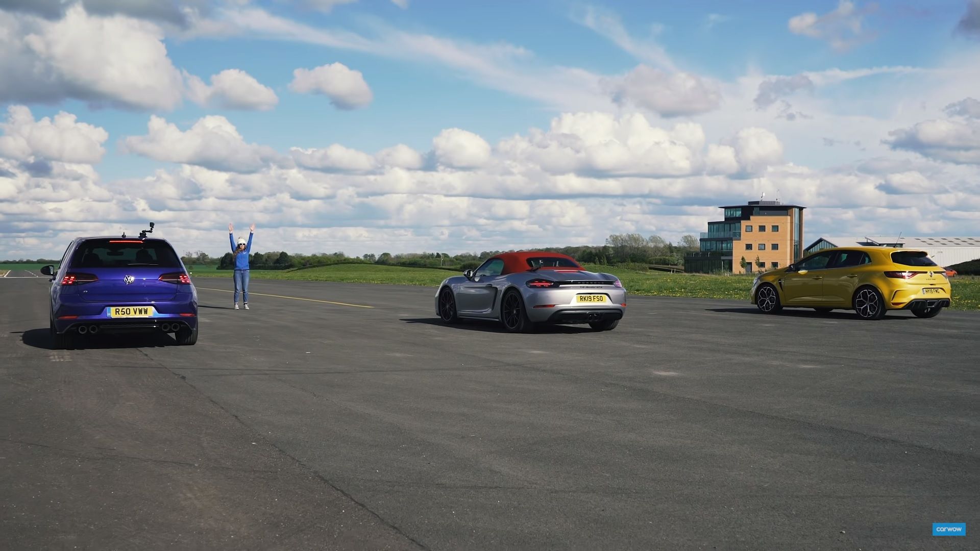 Watch a Volkswagen Golf R Go Head-to-Head With a Porsche Boxster GTS ...
