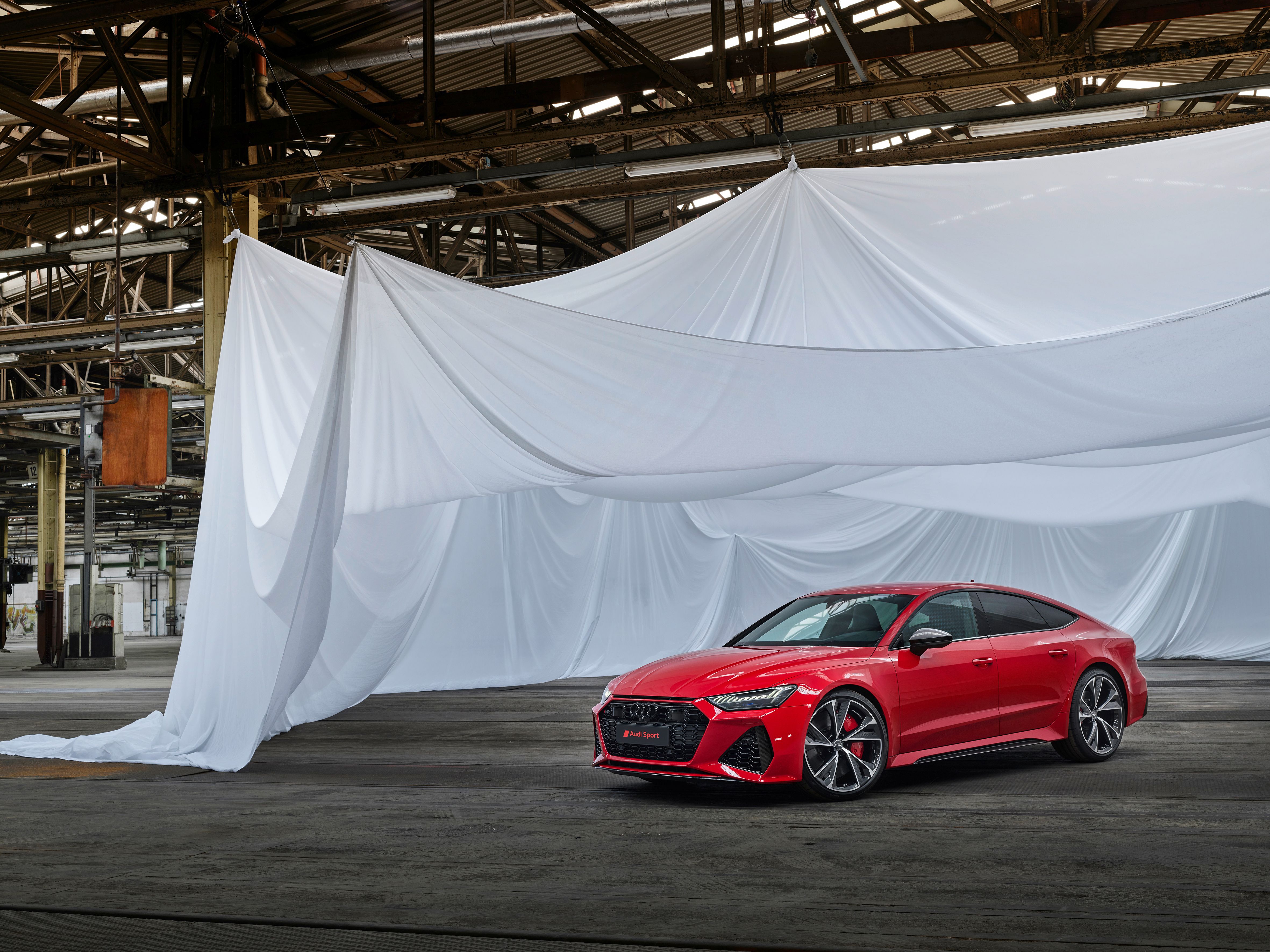 Audi RS7 Sportback - Performance, Price and Photos