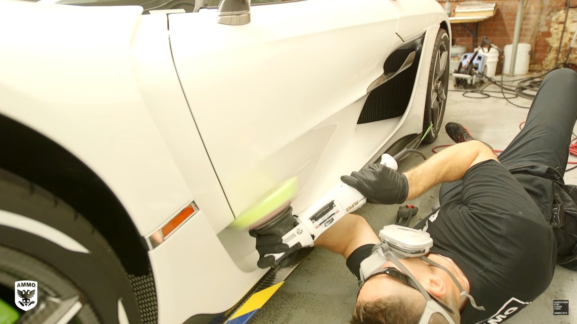 Koenigsegg Put Massive Amounts of Paint on the Jesko Supercar