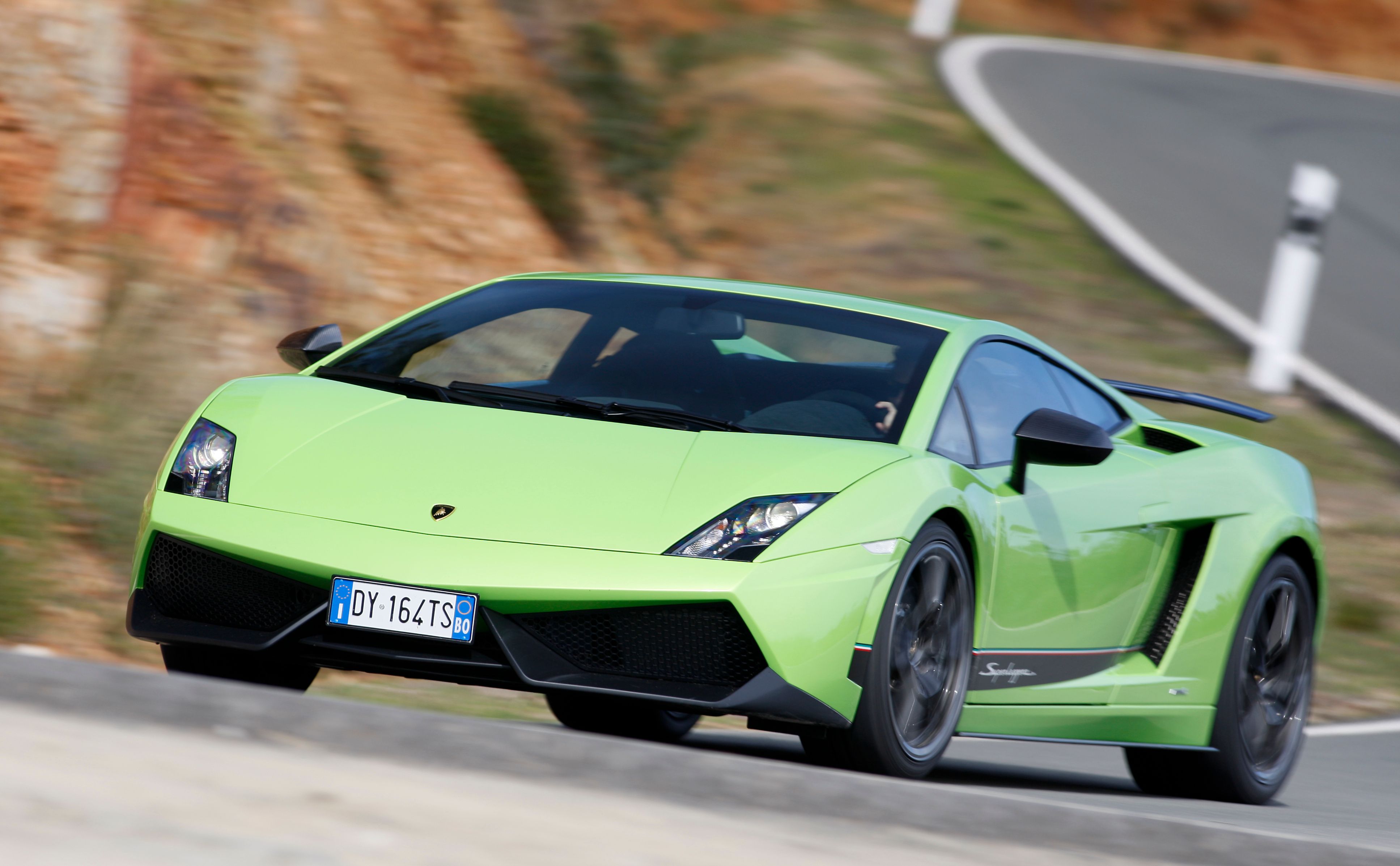 How Fast Can a Lamborghini Go?