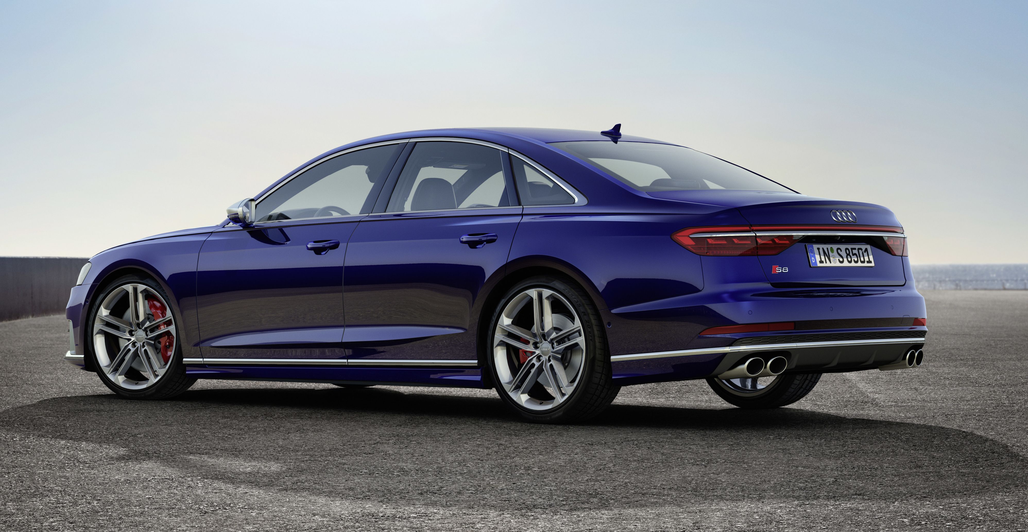 The 2020 Audi S8 Comes to Take Control From the Mercedes S600 and BMW M760i