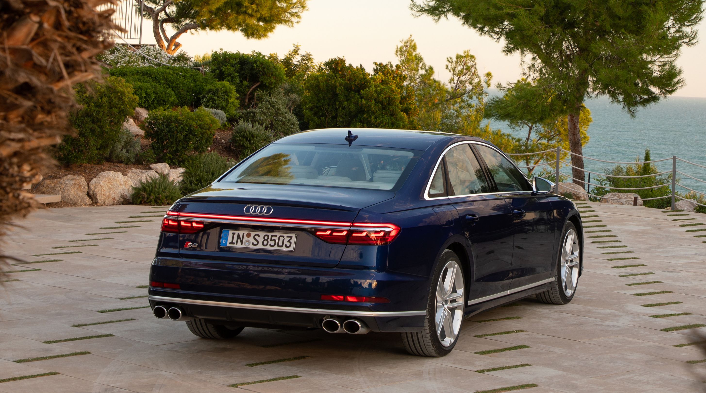 The 2020 Audi S8 Comes to Take Control From the Mercedes S600 and BMW M760i